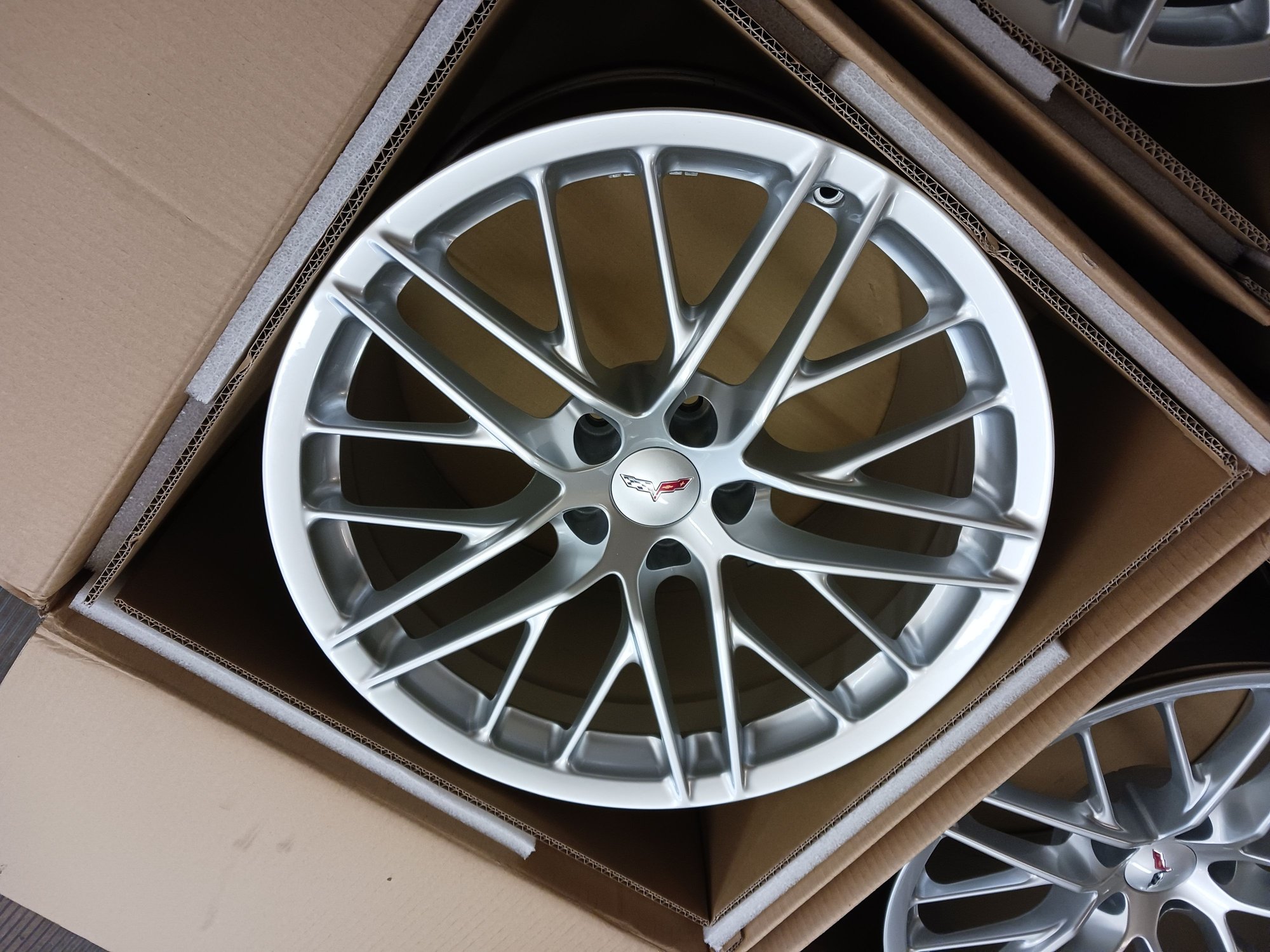 ZR1 4 sale: GM Speedline ZR1 Silver Rims - CorvetteForum - Chevrolet ...