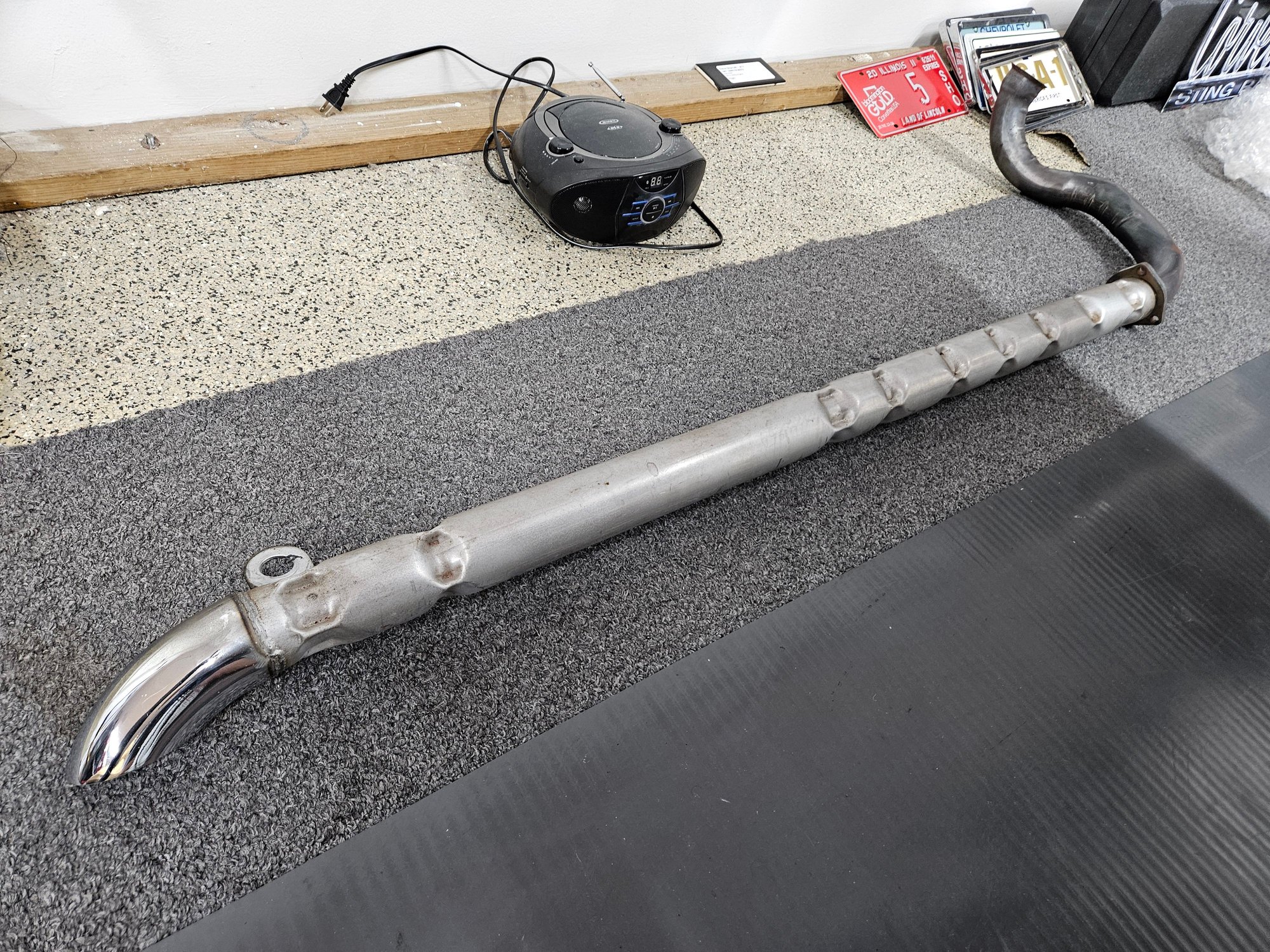 FS (For Sale) GM RH BB side exhaust pipe 3872970 - CorvetteForum ...