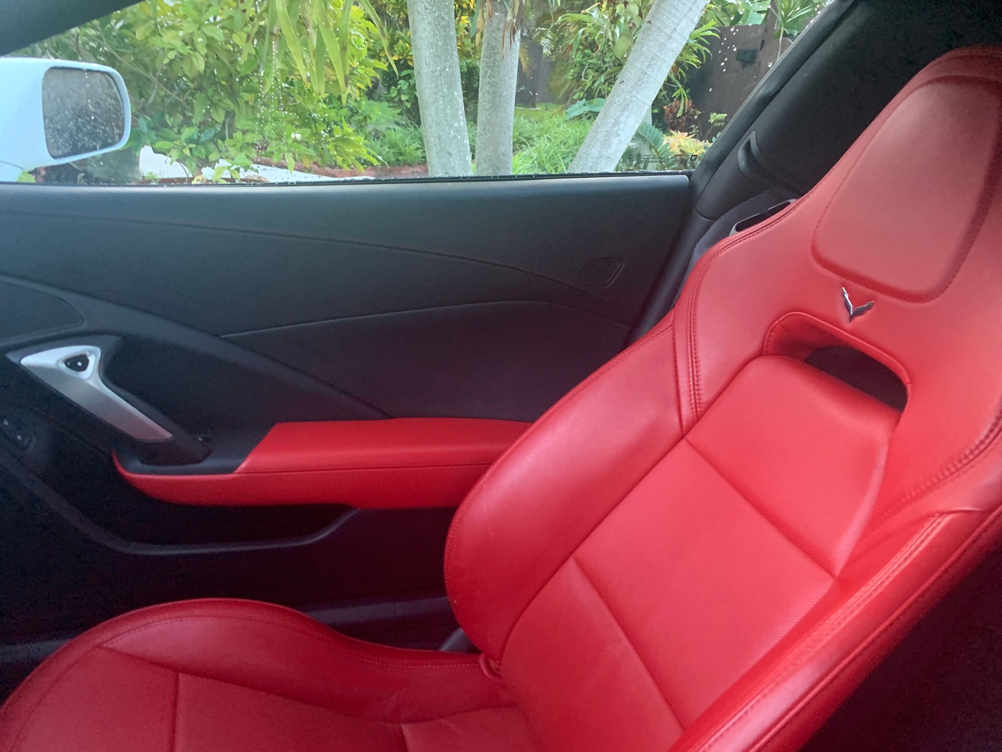FS (For Sale) 2014 C7 Corvette coupe, white body, red interior, MIAMI ...