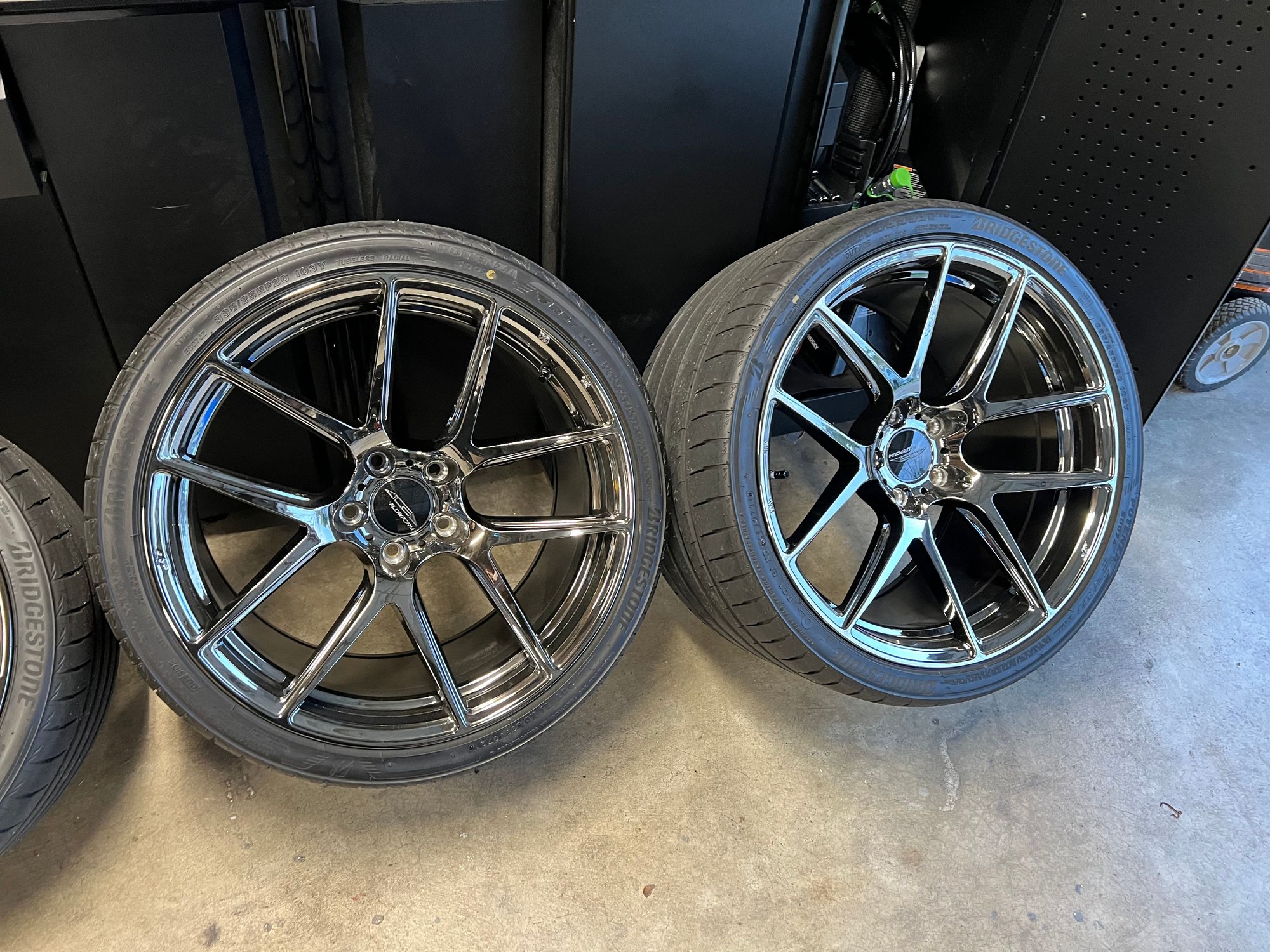 FS (For Sale) C7 z06 with CCB Ace alloy Black chrome AFF02 set with ...