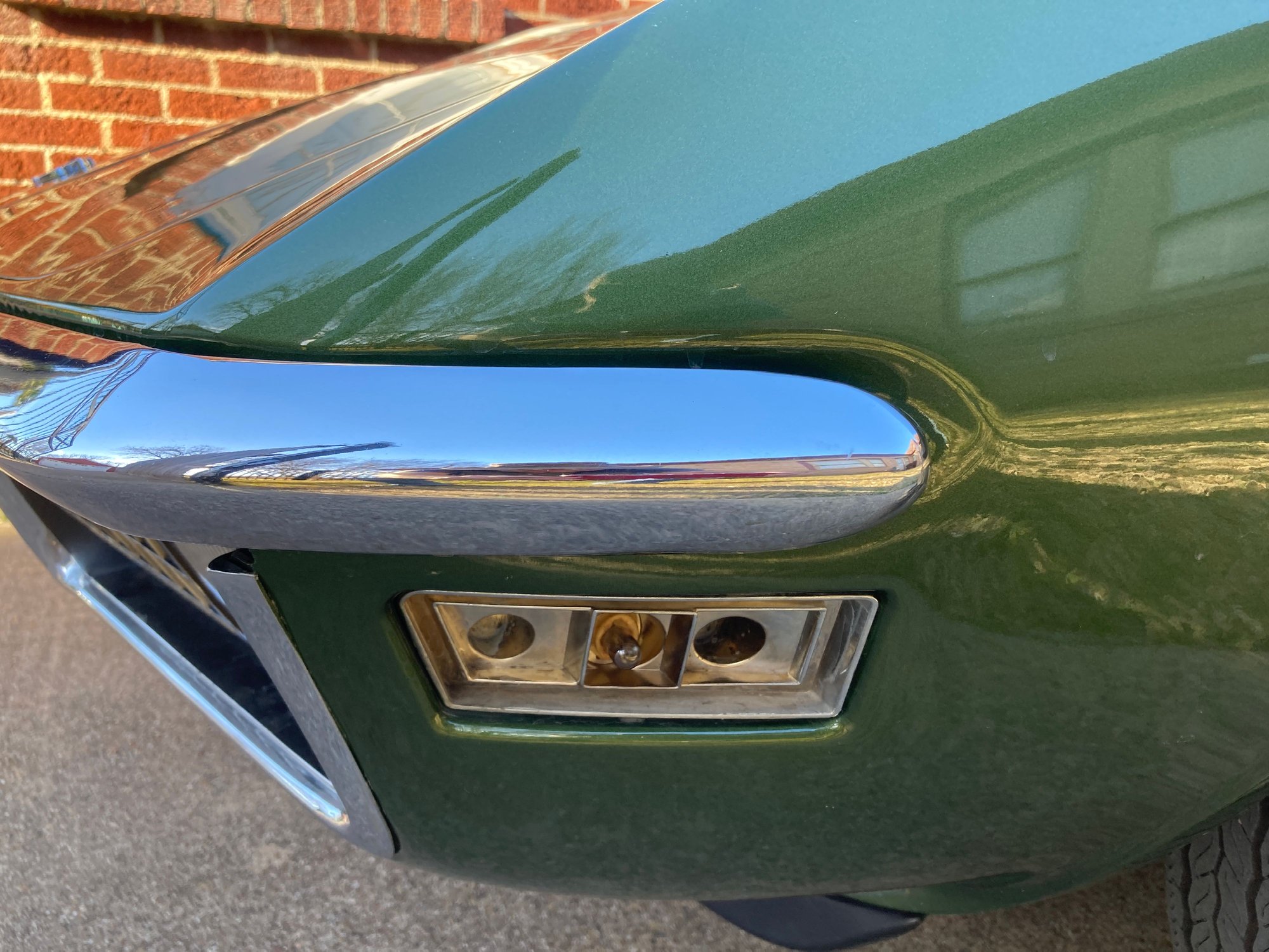 Missing turn signal lens - CorvetteForum - Chevrolet Corvette Forum ...