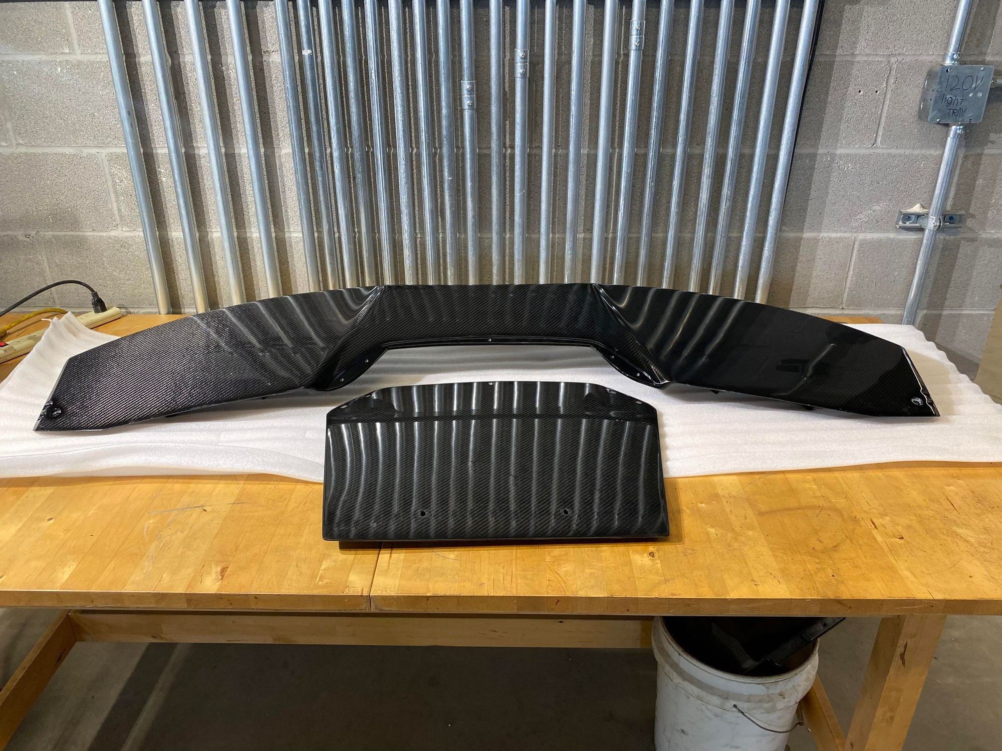 FS (For Sale) C7 Carbon Fiber Race Undertray Diffuser - CorvetteForum ...