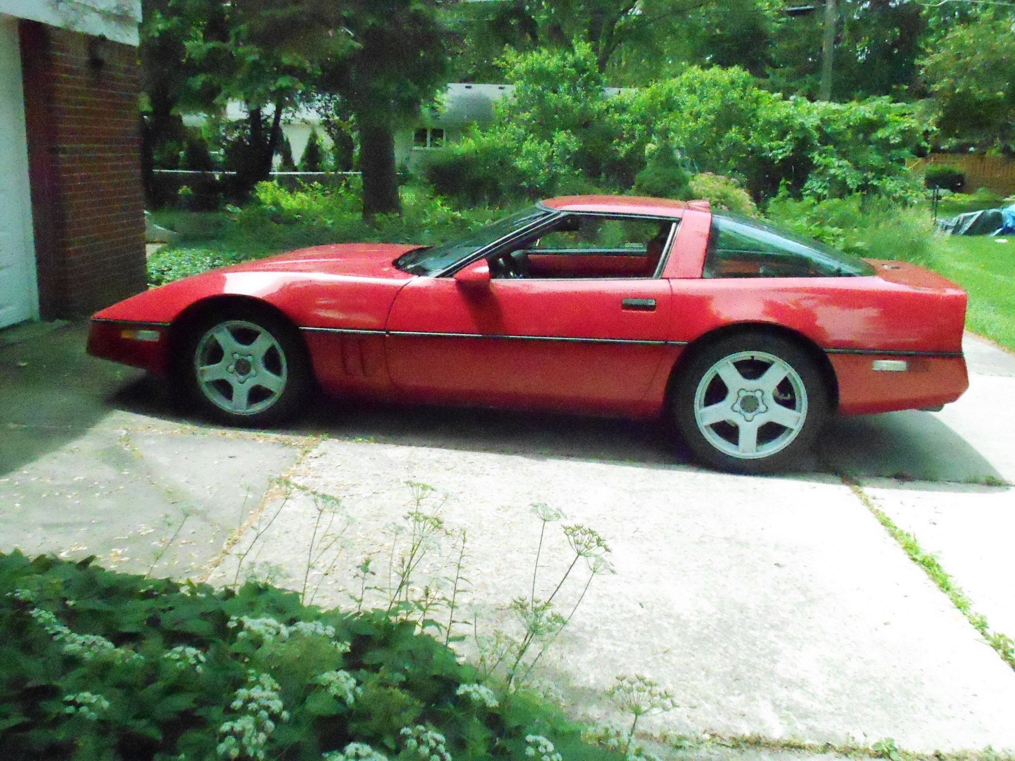 1986 Corvette Coupe 21K miles NCRS Top Flight Red/Red Leather ...