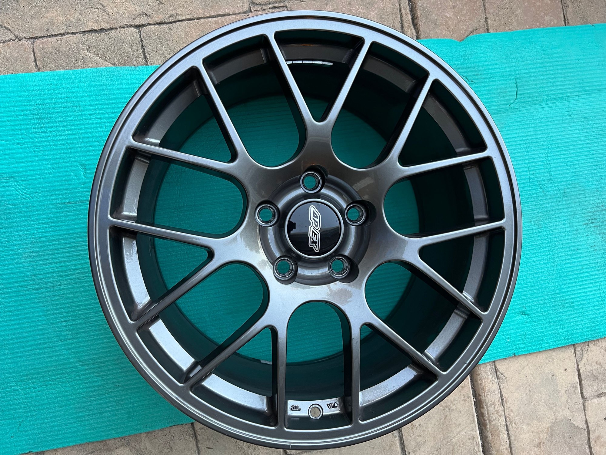 FS (For Sale) Apex EC-7 (4) wheel set in Anthracite, Corvette narrowbody C7/C6/ C5 fitment ...