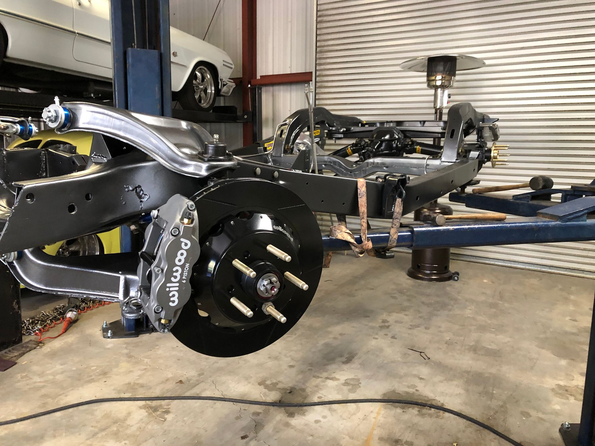 Raising a C2 on a lift - CorvetteForum - Chevrolet Corvette Forum ...