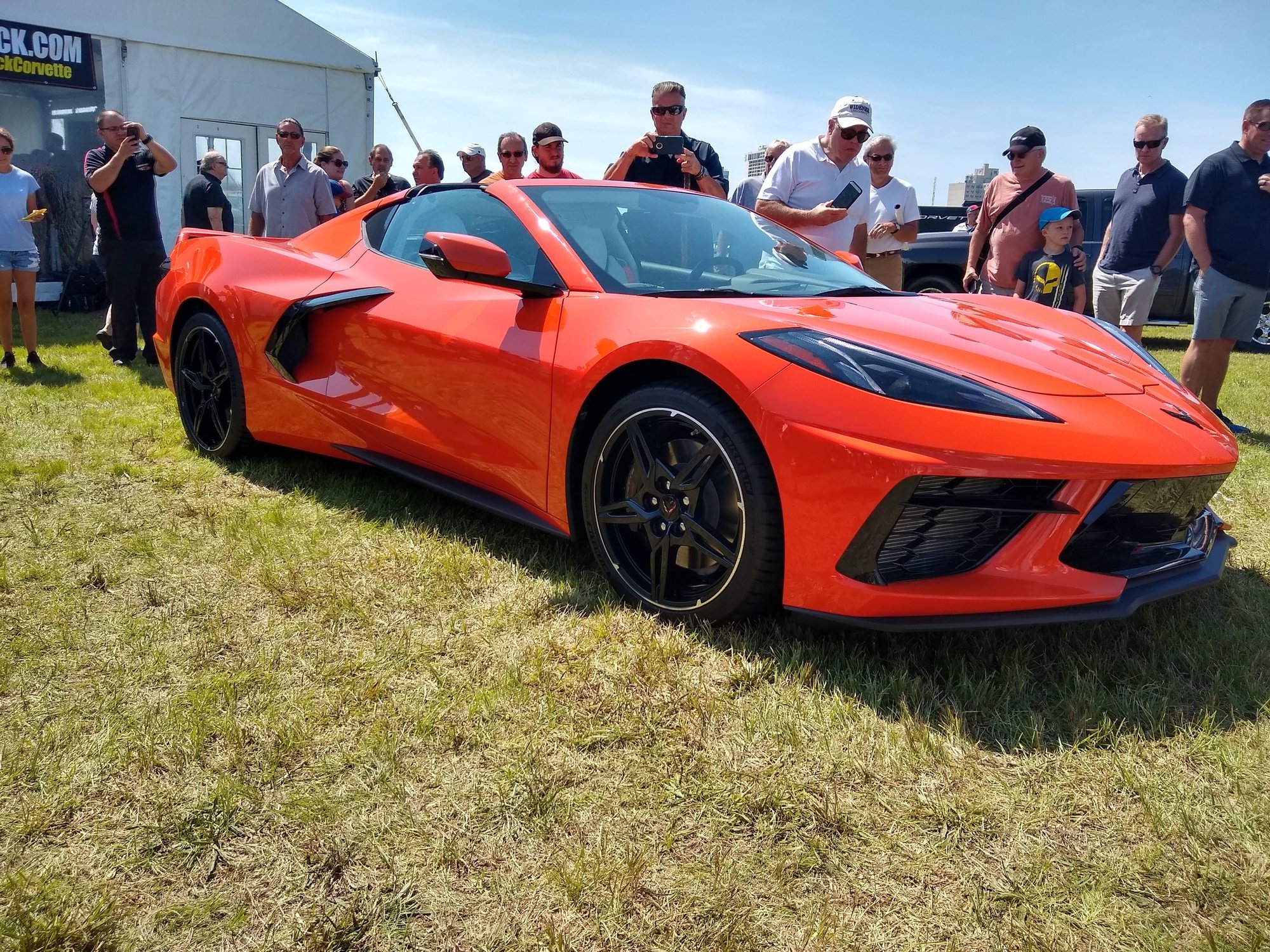 Reveal at Kerbeck's - CorvetteForum - Chevrolet Corvette Forum Discussion