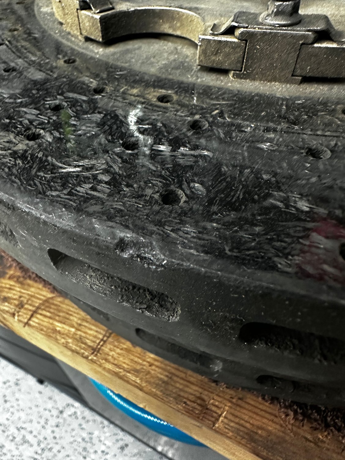 Chipped carbon rotor - CorvetteForum - Chevrolet Corvette Forum Discussion