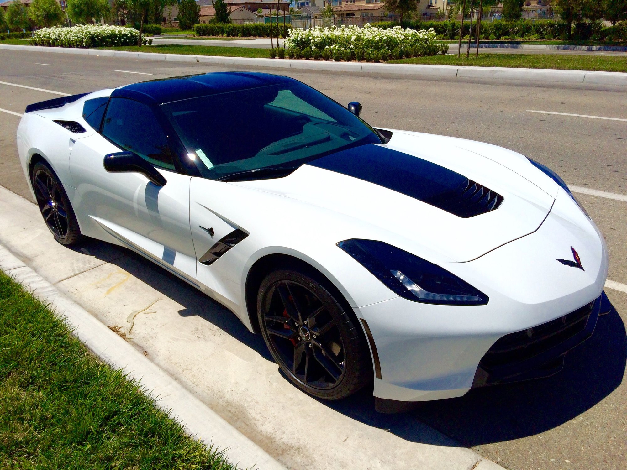 WTB (Want To Buy) C7 White with Red Interior - CorvetteForum ...