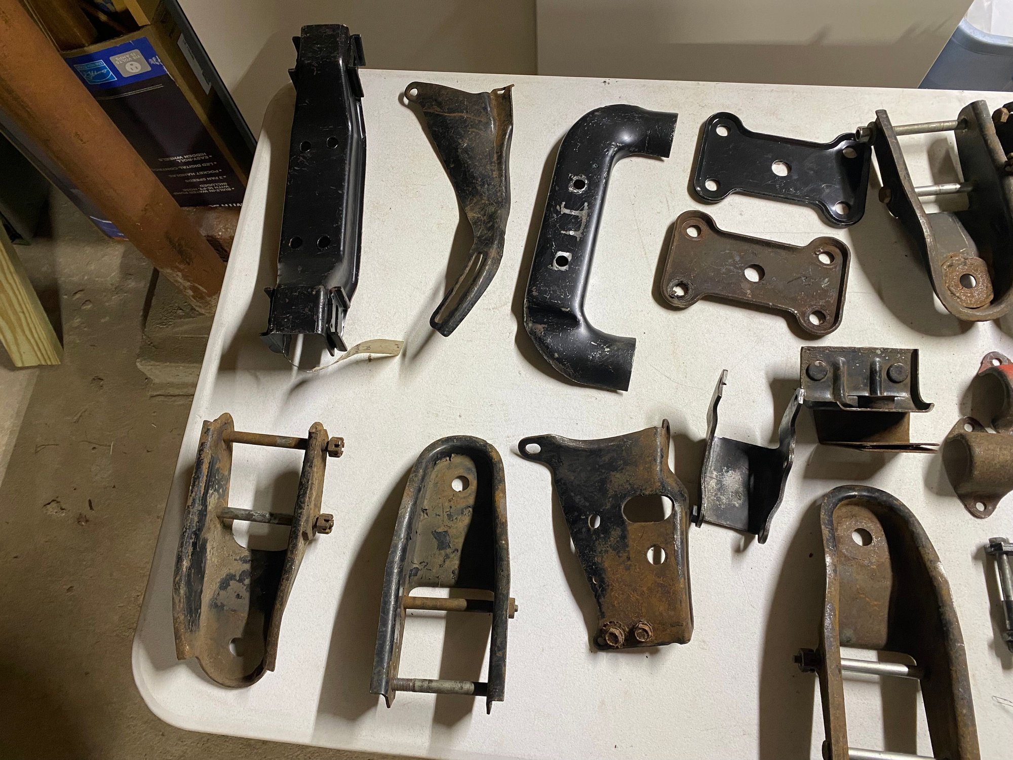 FS (For Sale) C1, C2, C3 Engine/ Suspension Brackets - CorvetteForum ...