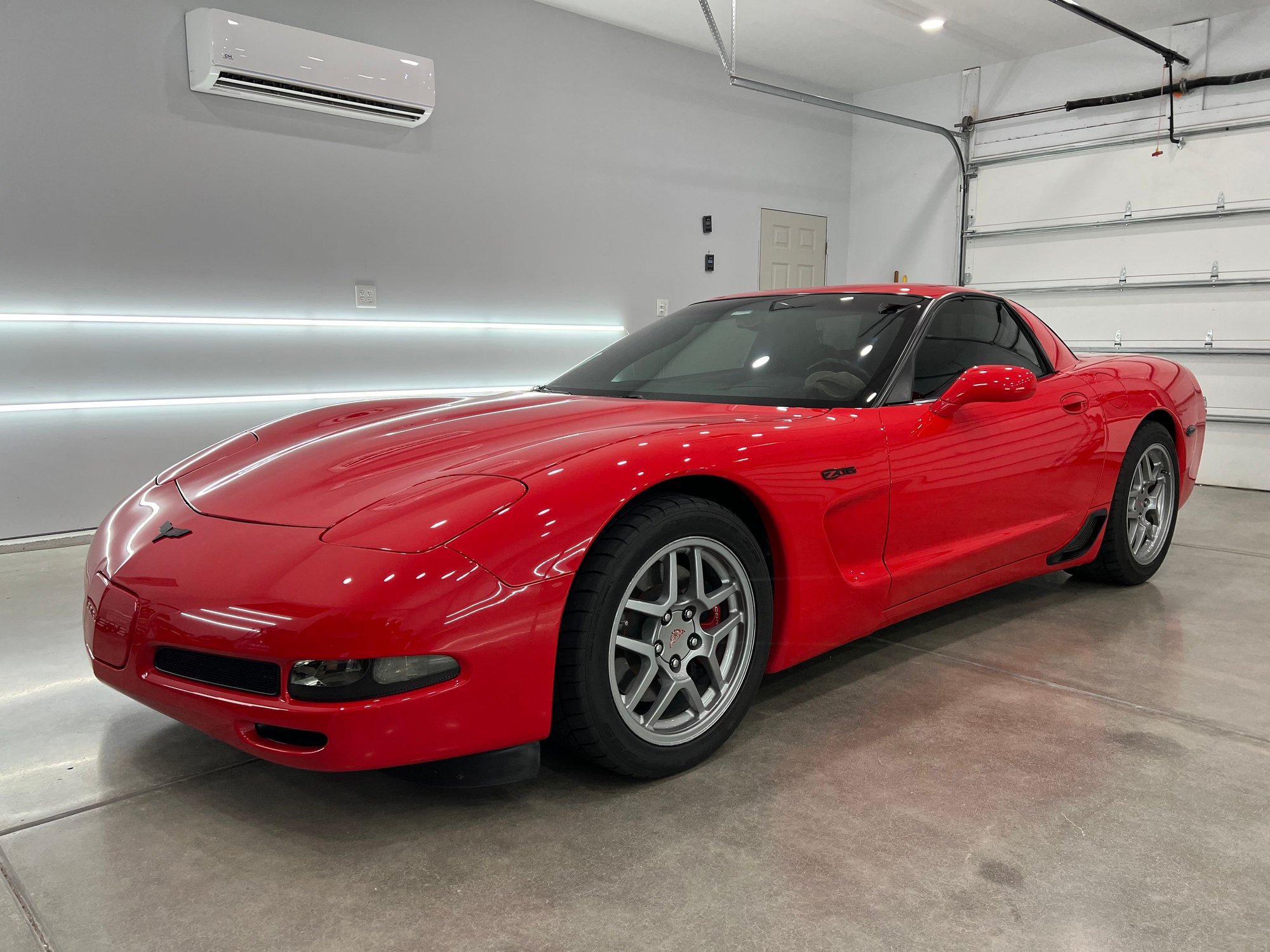 FS (For Sale) SOLD 2003 Torch Red Z06, great shape! lots of upgrades ...