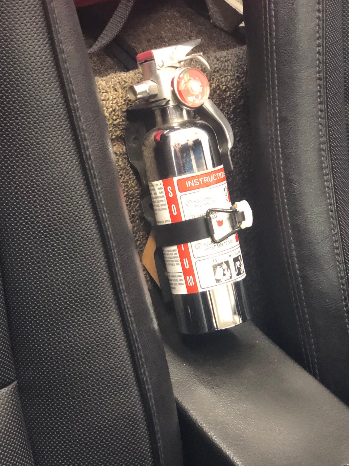 Extinguisher mounting - CorvetteForum - Chevrolet Corvette Forum Discussion