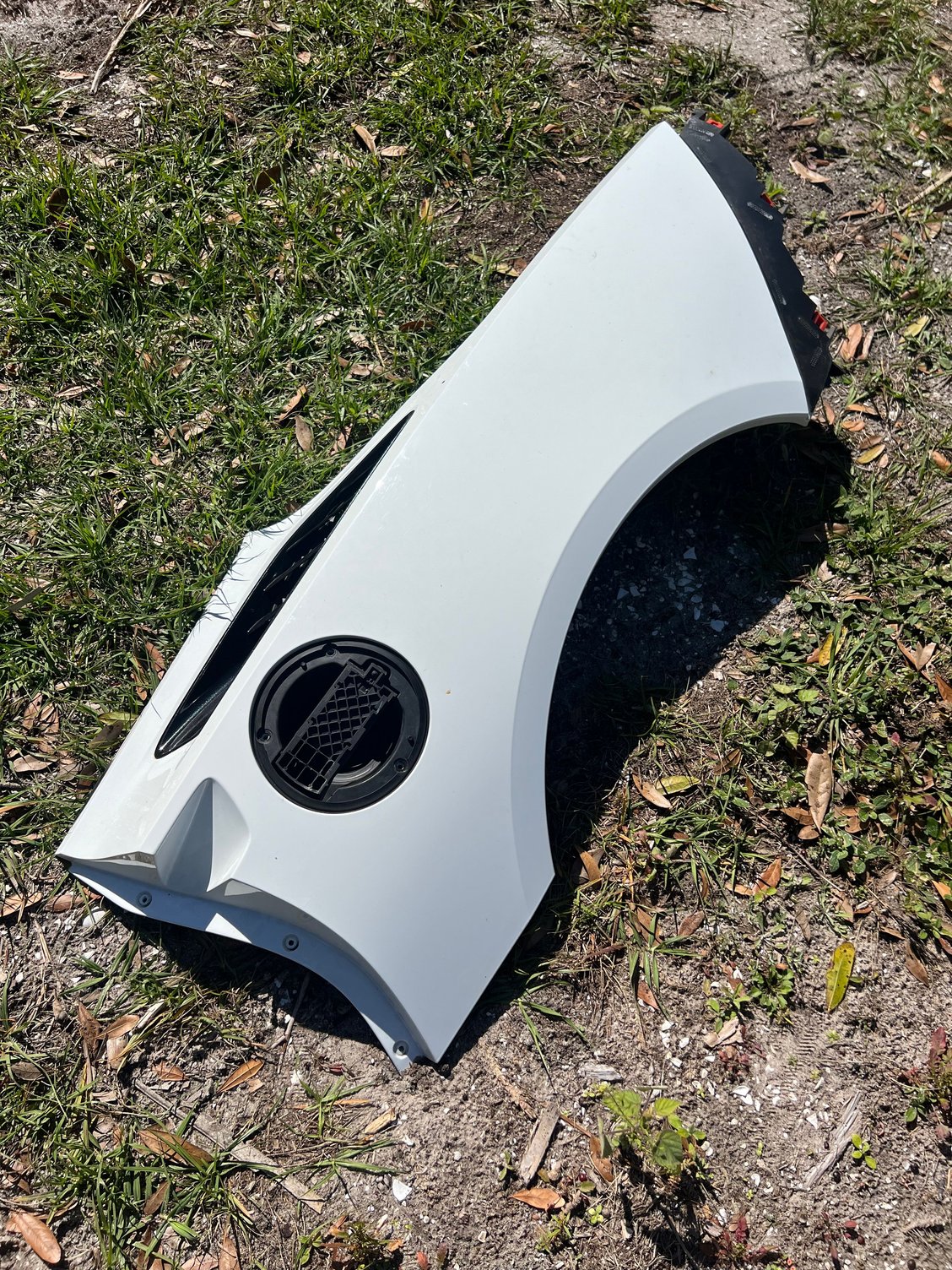 FS (For Sale) Arctic White Rear Bumper and Rear Quarter Panels ...