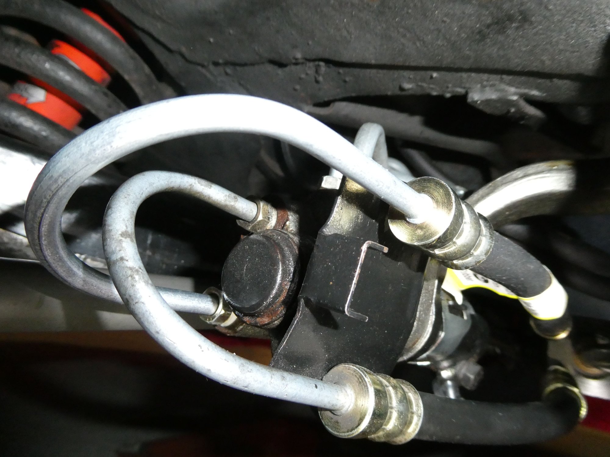 Power steering Control Valve "Bracket" - CorvetteForum - Chevrolet ...