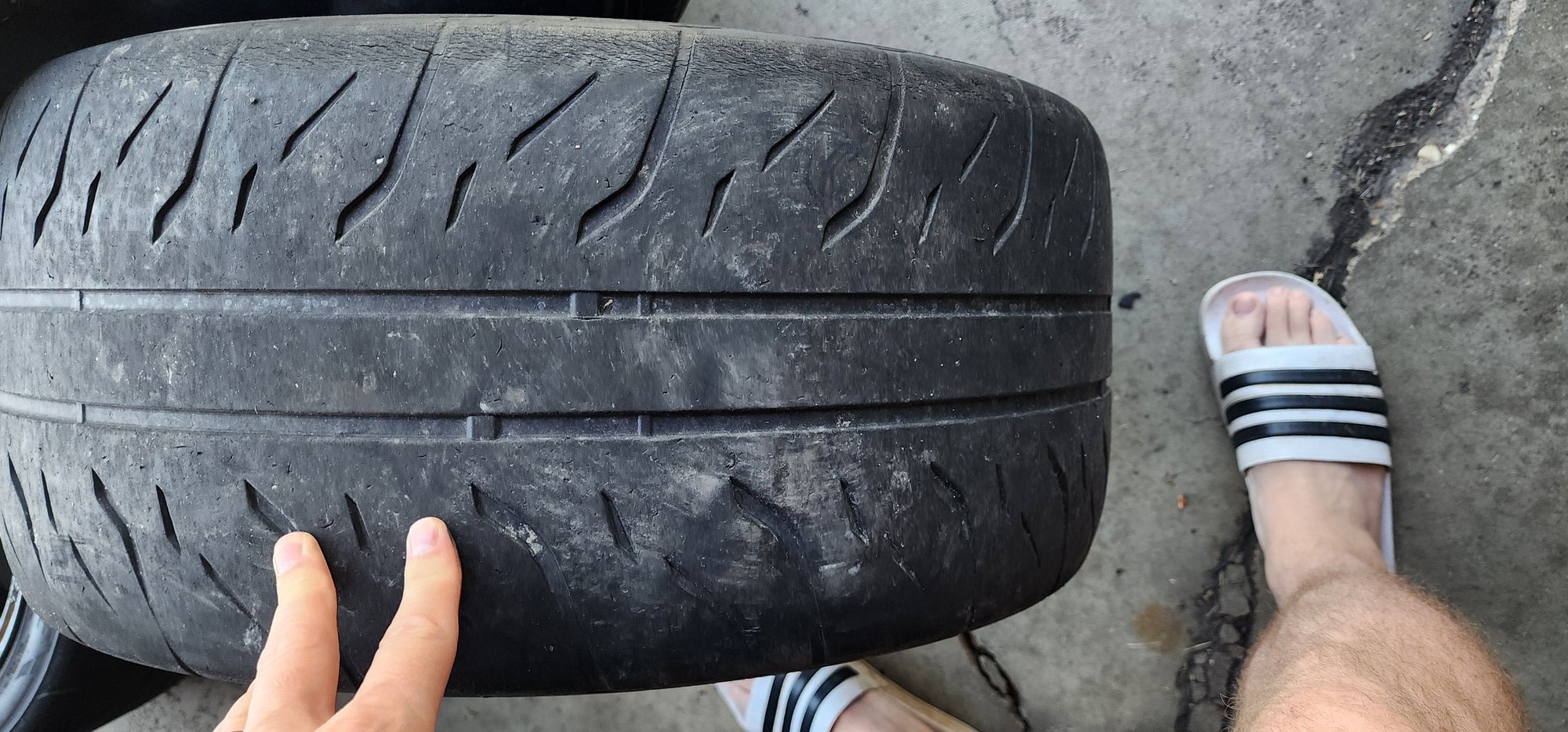 FS (For Sale) LG GT2 Wheels and tires - CorvetteForum - Chevrolet ...