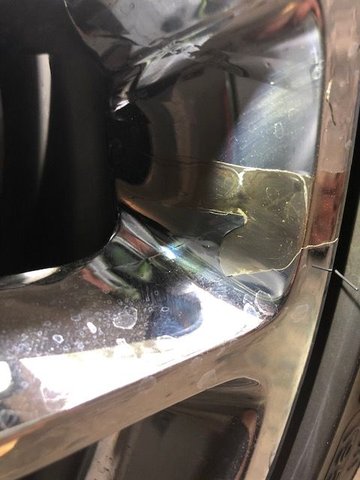 Peeling chrome wheels replaced under warranty - CorvetteForum ...