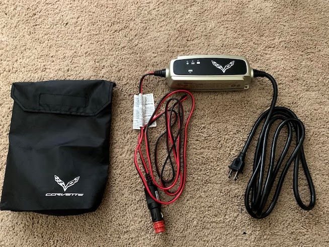 FS (For Sale) Corvette Battery Charger - US 3300 Model 1051 ...
