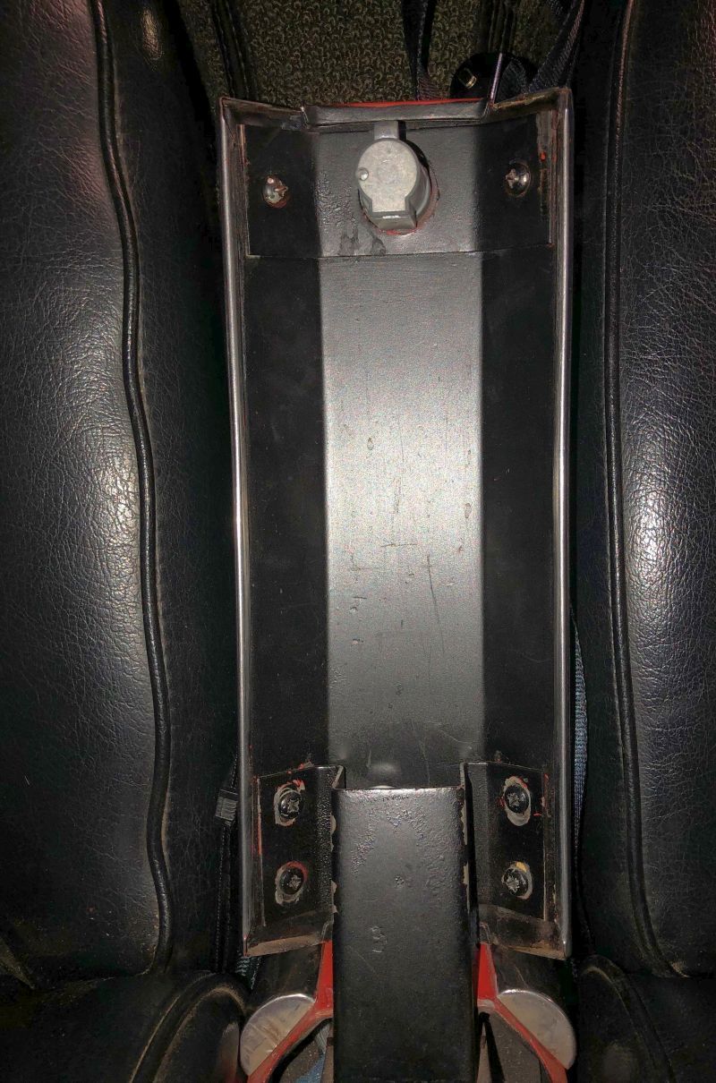 C1 1960 seat divider installation of trim etc - CorvetteForum ...