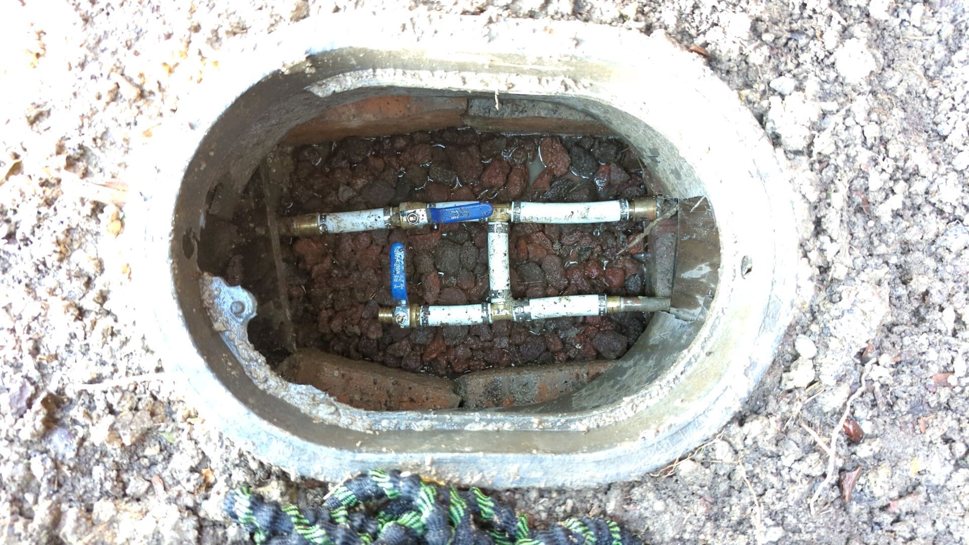 House service line has 4 gate valves - DoItYourself.com Community Forums