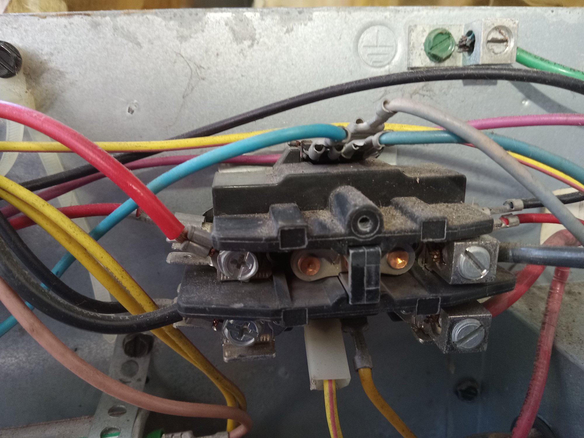 Heat pump: 3 amp fuse blows when heat selected - DoItYourself.com ...