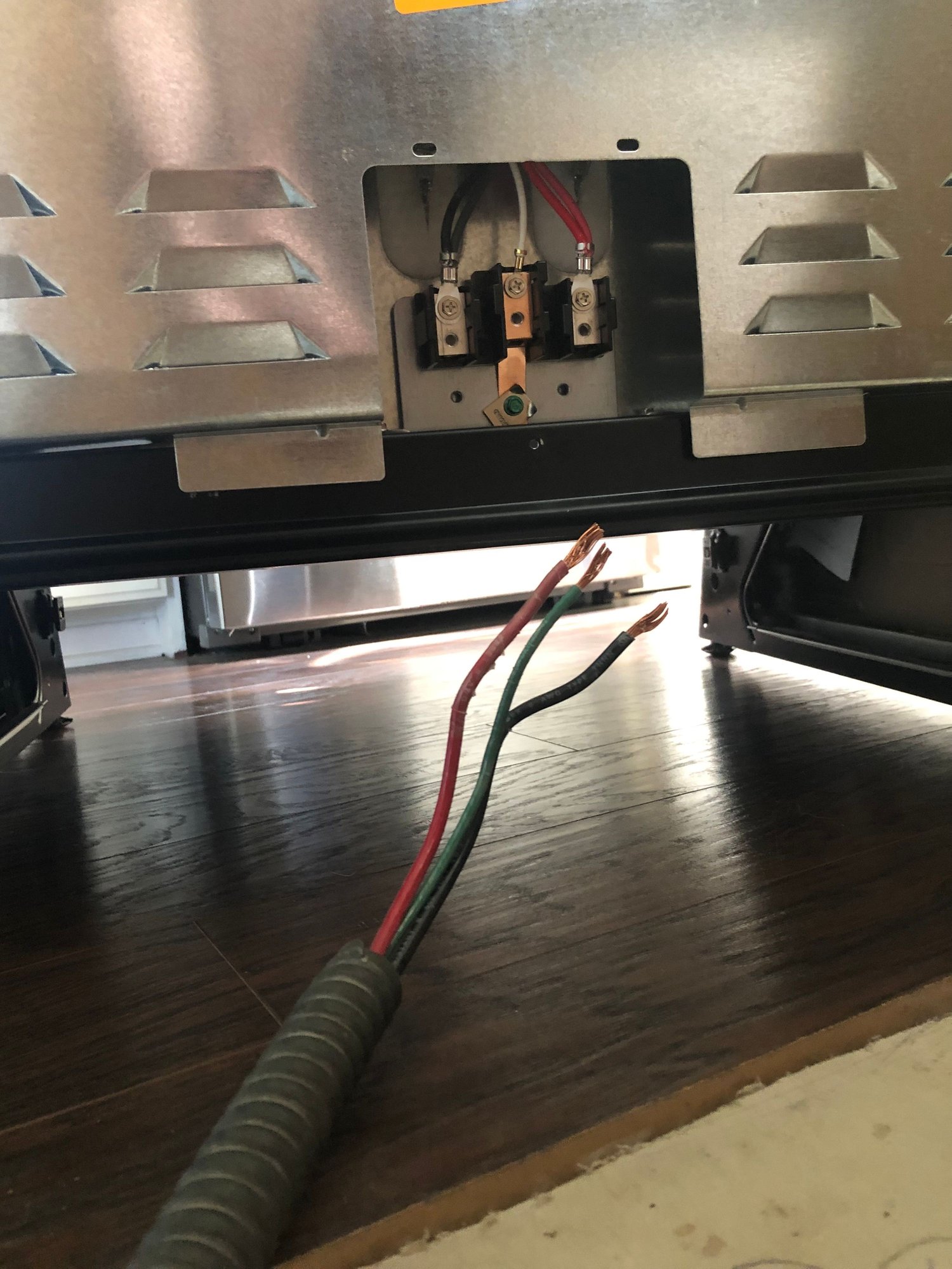 Electrical trouble installing new GE electric oven - DoItYourself.com Community Forums