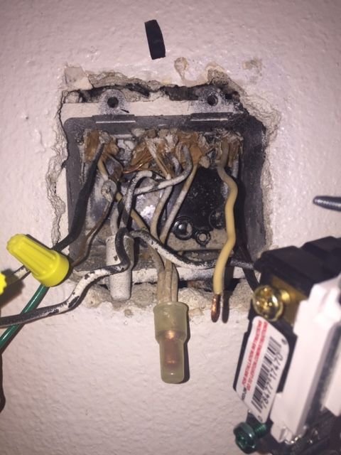 3 way switch issue - DoItYourself.com Community Forums