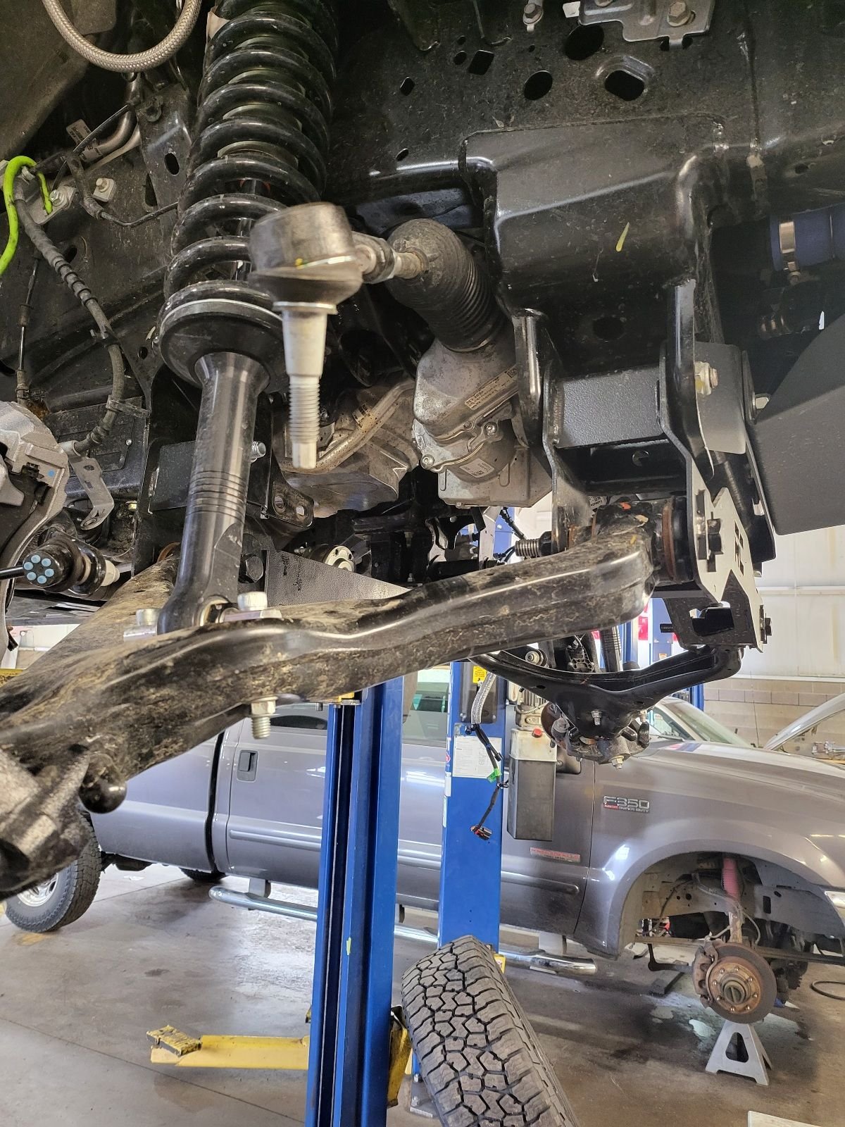 2021 F150 XLT Powerboost Lifted front differential cracked - Ford F150 ...