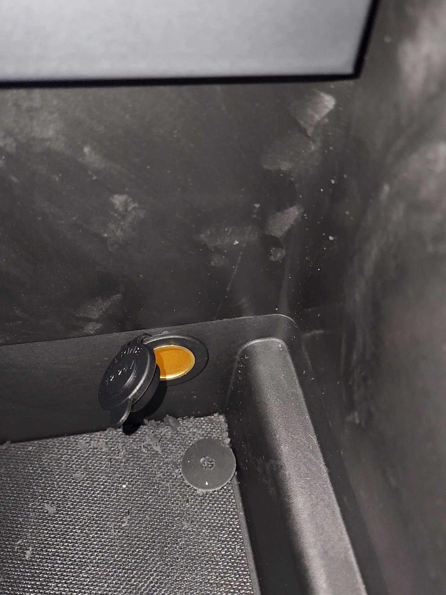 12v socket inside center console to replace USB ports - Page 2 - Ford ...