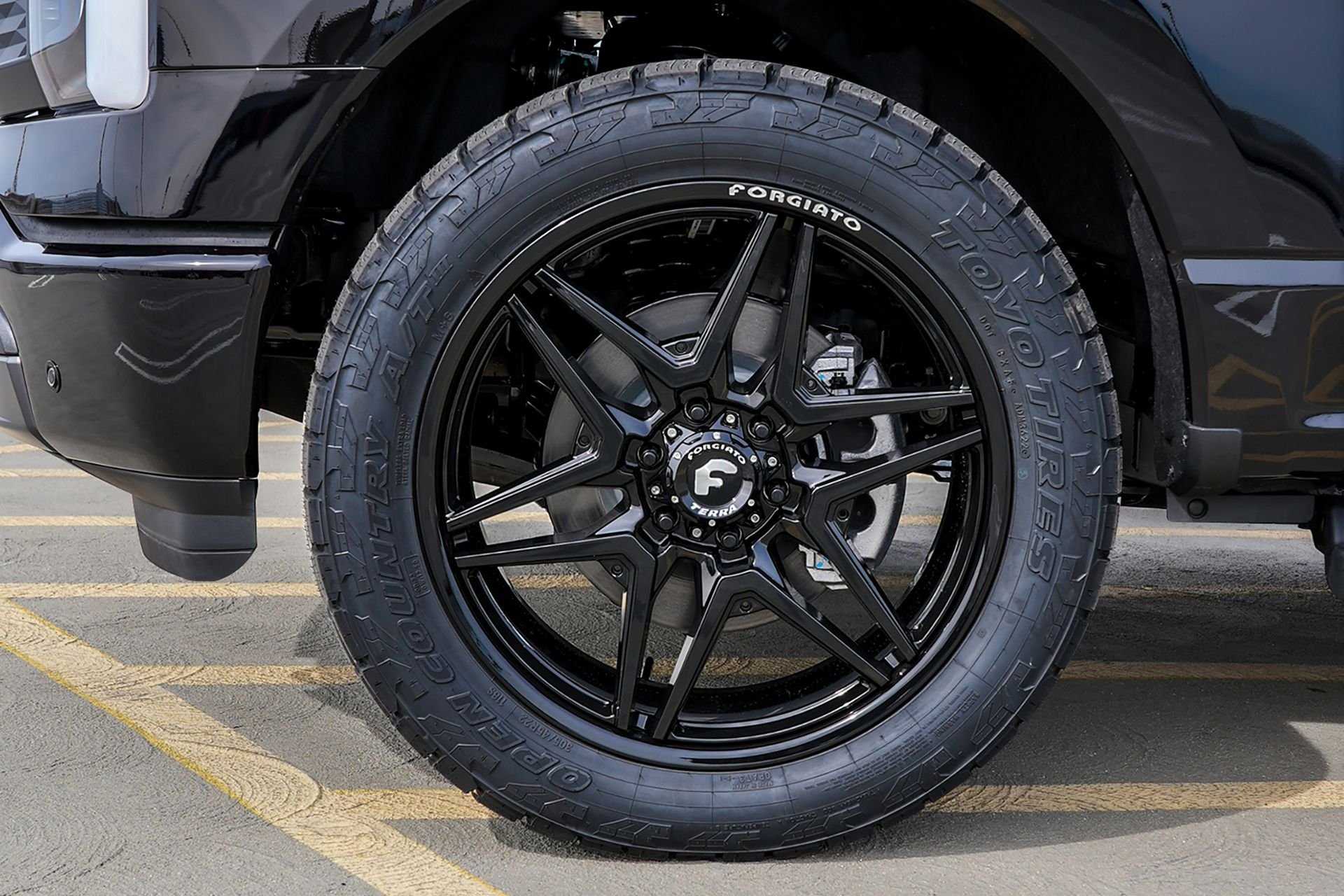 FORGIATO 22" FLOW TERRA 007 Wheels - VIBE Motorsports - Ford F150 Forum ...
