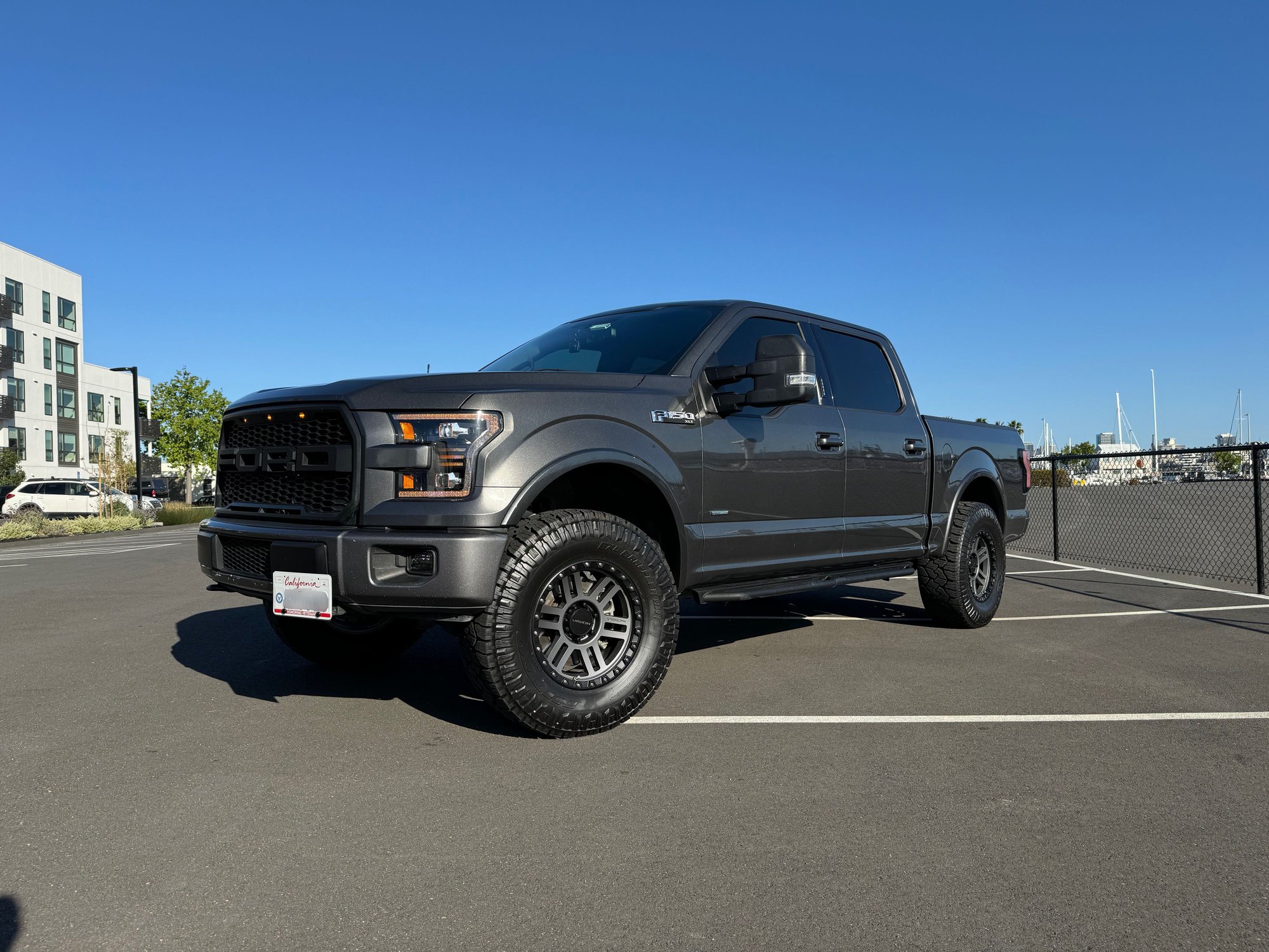 2017 XLT 2.5” Level with 35x12.50 - no trimming - Ford F150 Forum ...