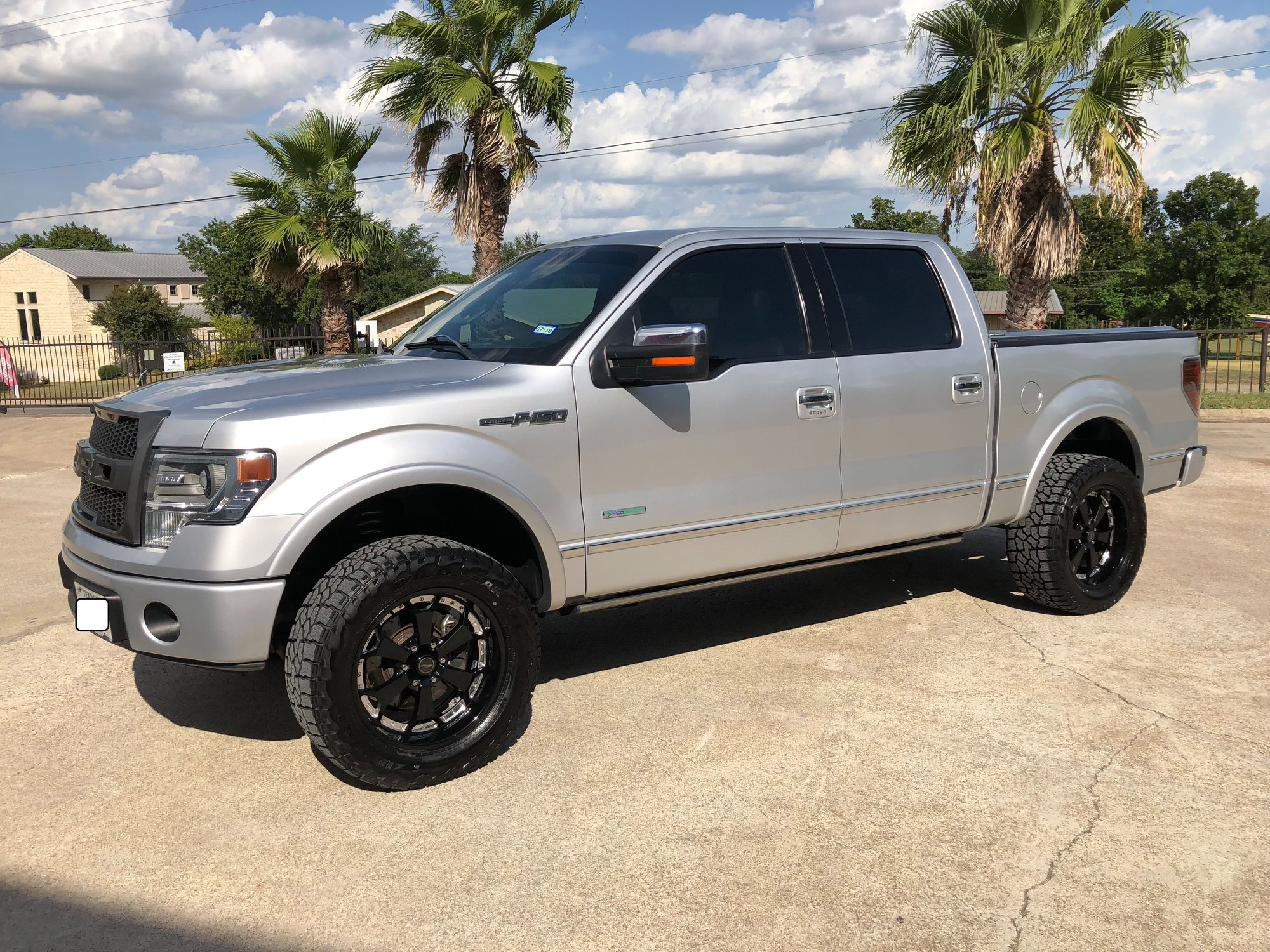 Show me some leveled out F150s with 33-35 tires - Ford F150 Forum ...