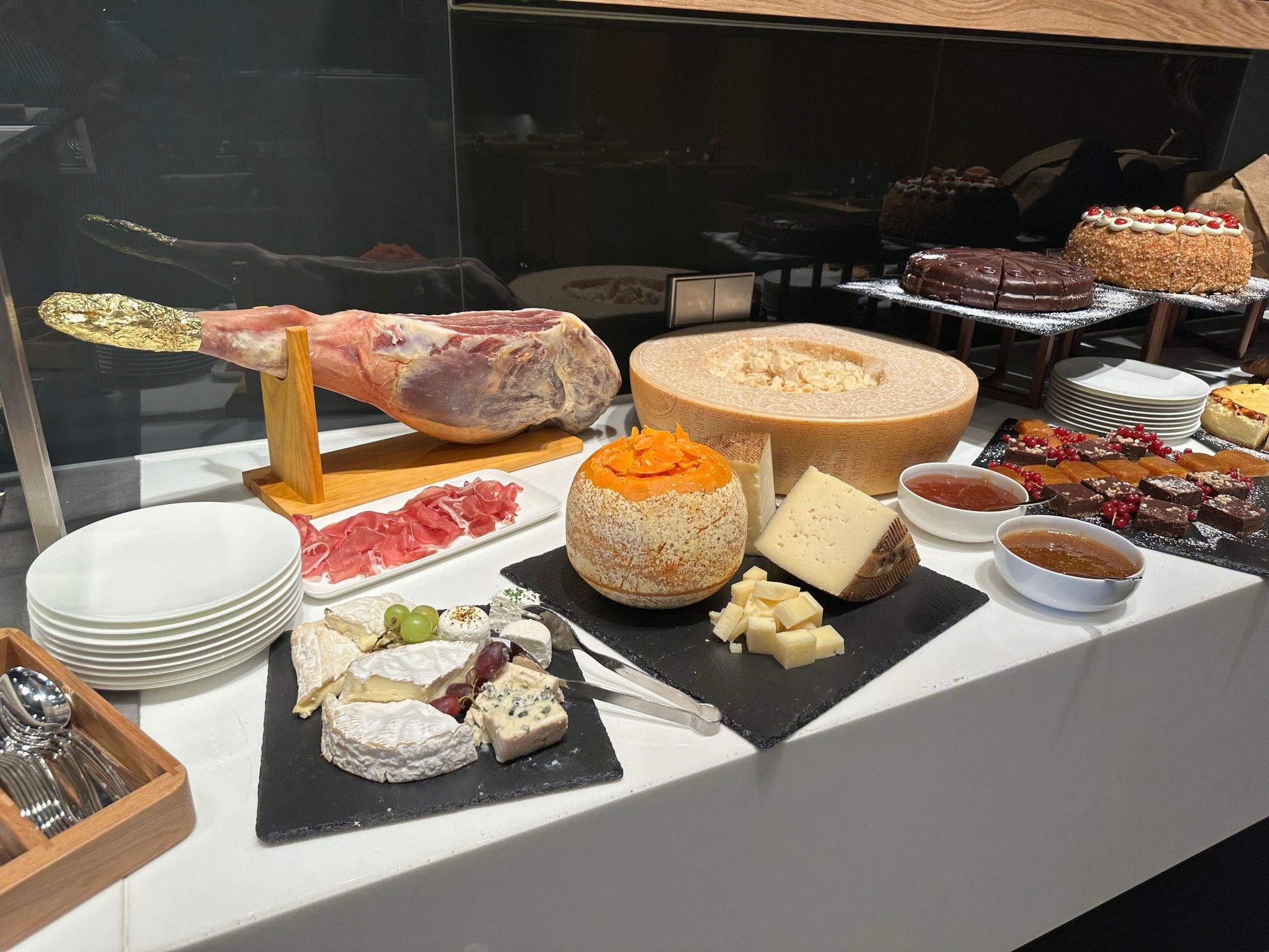 FRA FCT & FCL catering moves from Do&Co to Käfer [merged feedback ...