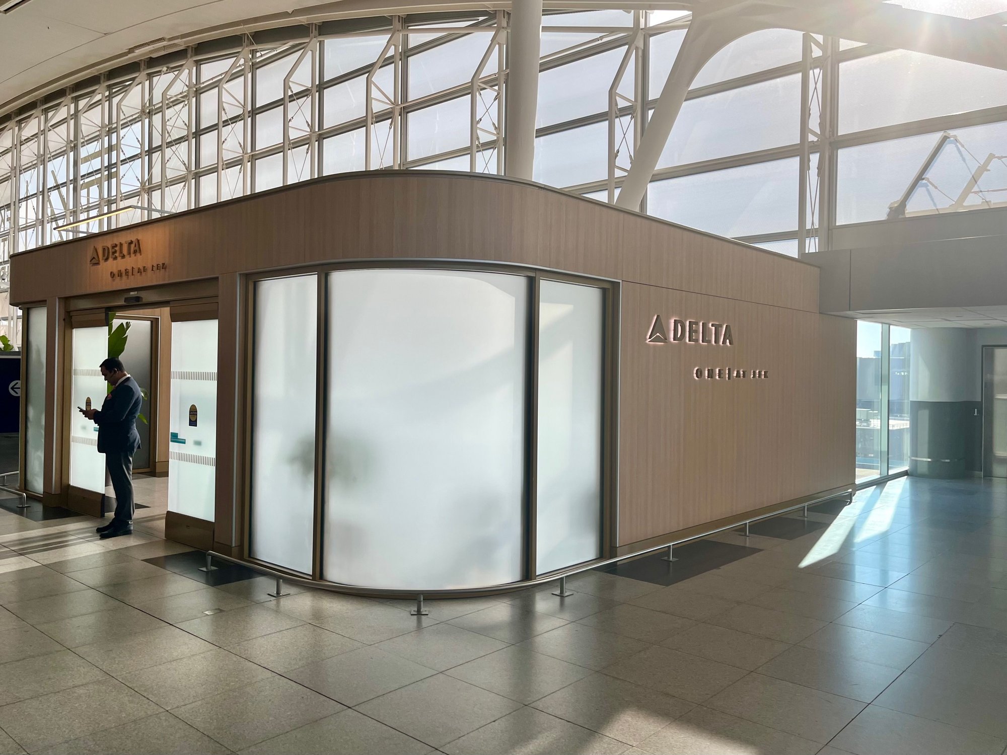 JFK Delta One Club Consolidated Thread - Page 58 - FlyerTalk Forums