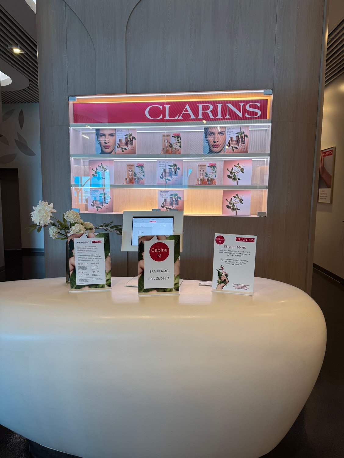 Is there ever availability at CDG for Clarins spa? - FlyerTalk Forums