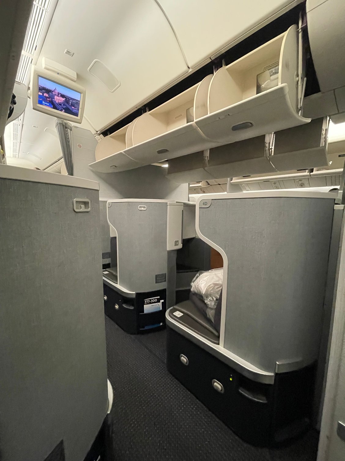 Expiring AA SWU PDX-LAX-LHR; and Endless Showers! - FlyerTalk Forums