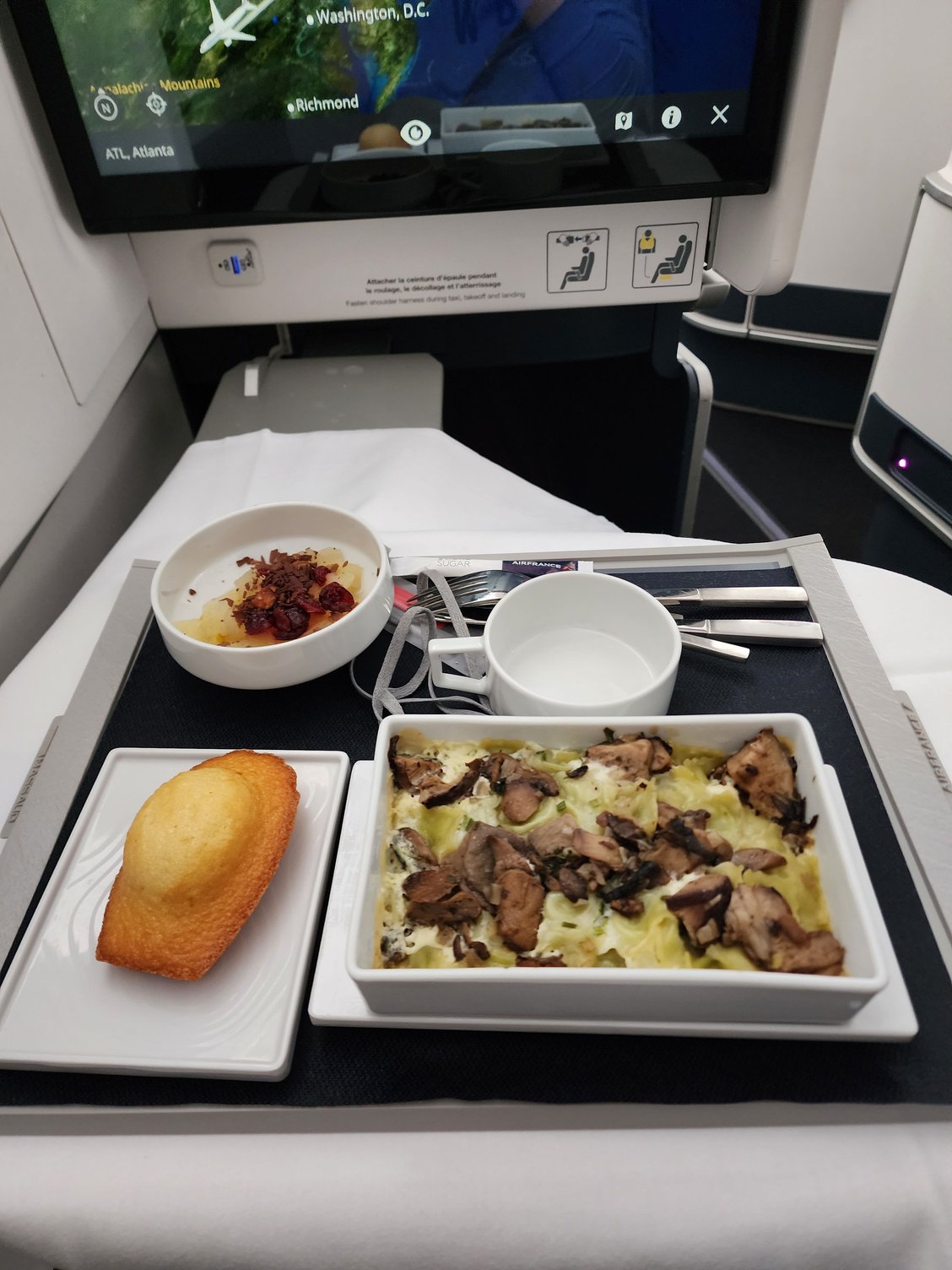 The AF long-haul business class catering photo thread - Page 15 ...