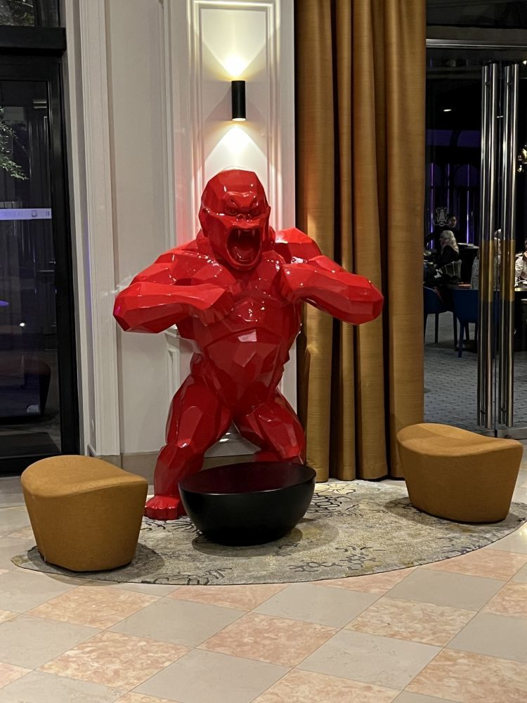 Endless jet set and glamour - or just a few fill-ins? - Page 6 ...