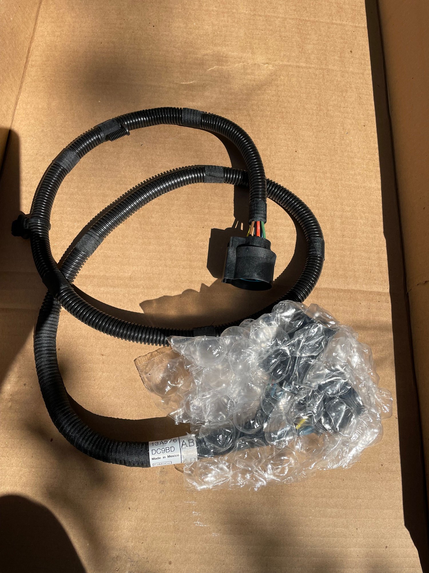 Ford LC3Z-5F057-A SUPER DUTY 2017-2022 5TH WHEEL GOOSENECK HITCH PREP ...