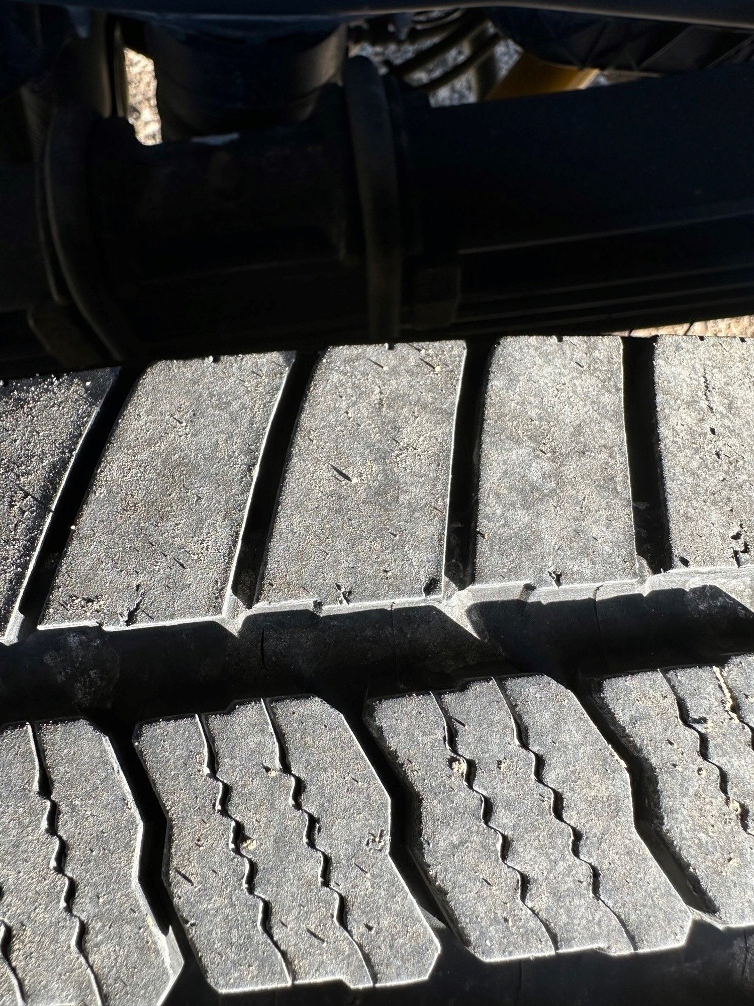 REAR Tire Shoulders Wearing FAST ? ? - Ford Truck Enthusiasts Forums