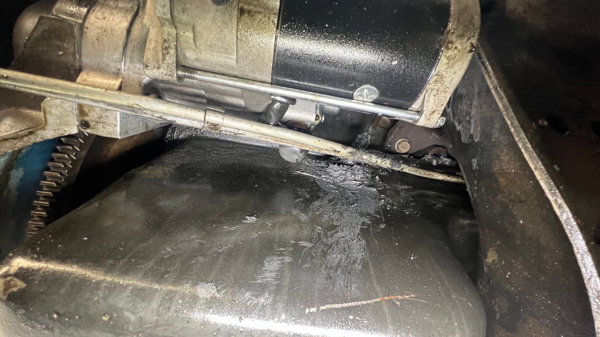Oil Leak - Driver Side - Ford Truck Enthusiasts Forums