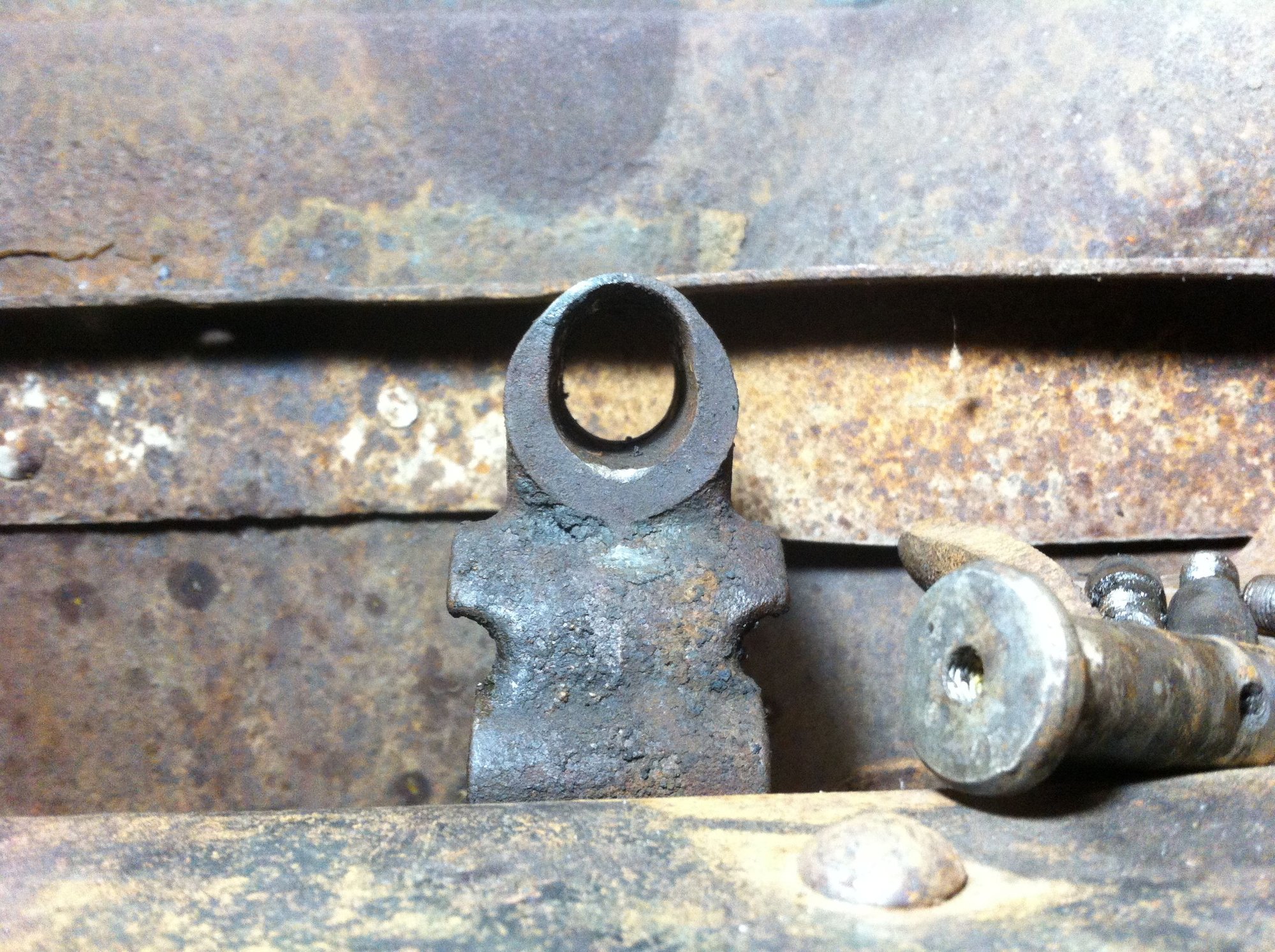 1948 F 68 / F3 rear leaf spring shackles - Ford Truck Enthusiasts Forums