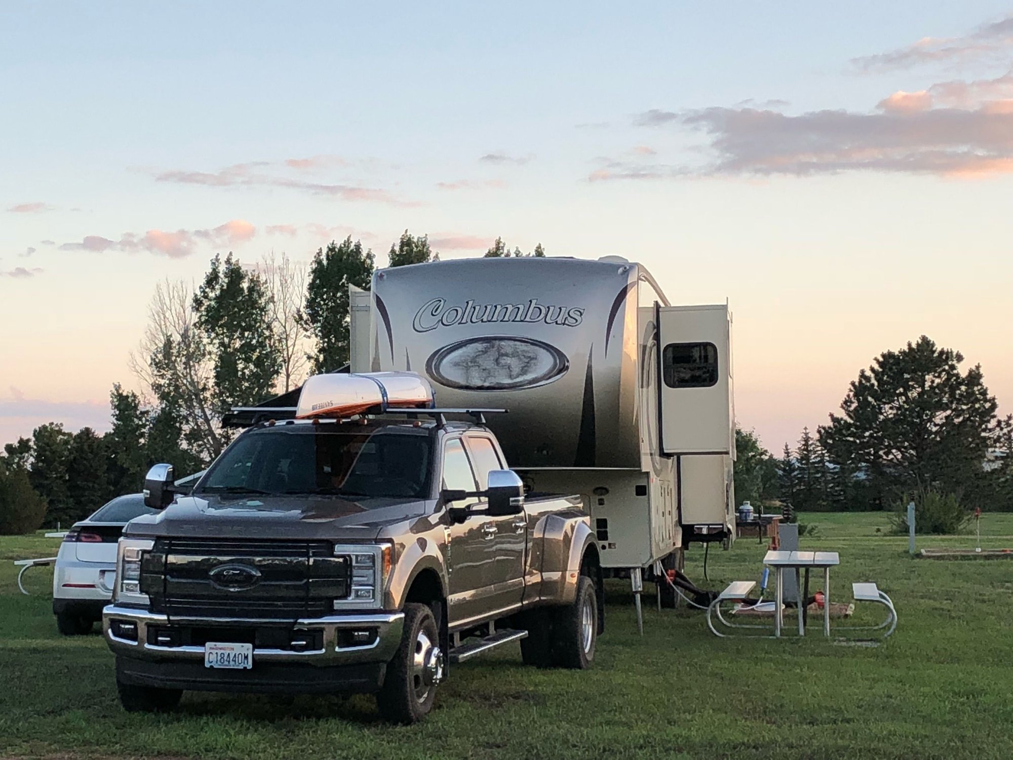 Dually pictures please! - Ford Truck Enthusiasts Forums