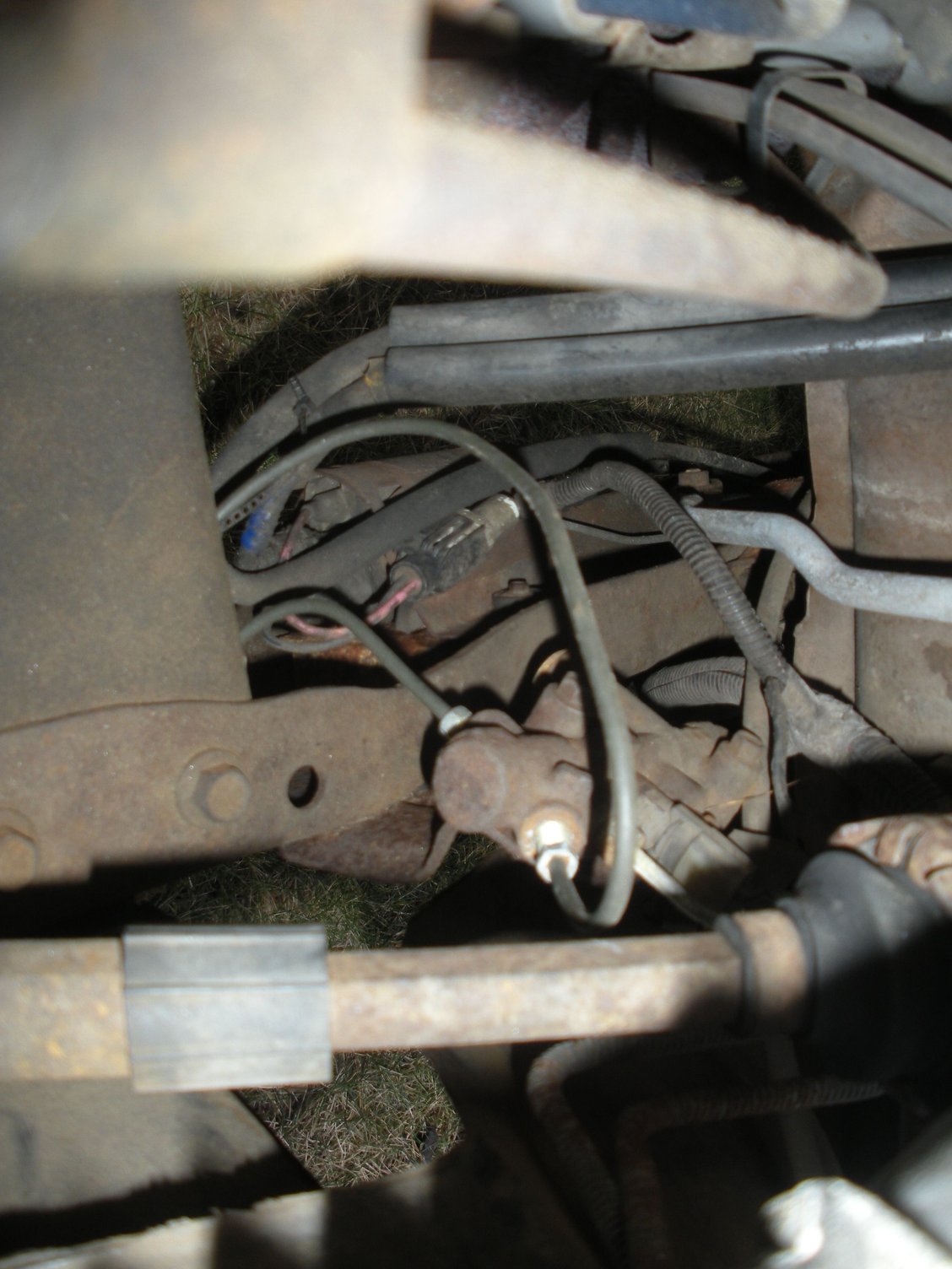Brake Line behind Fuel Tank ? - Ford Truck Enthusiasts Forums