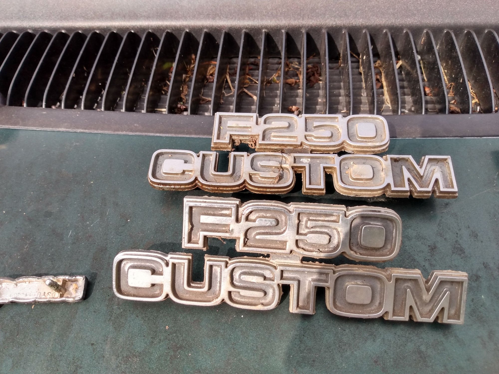 Fender Emblems and Badge's - Ford Truck Enthusiasts Forums