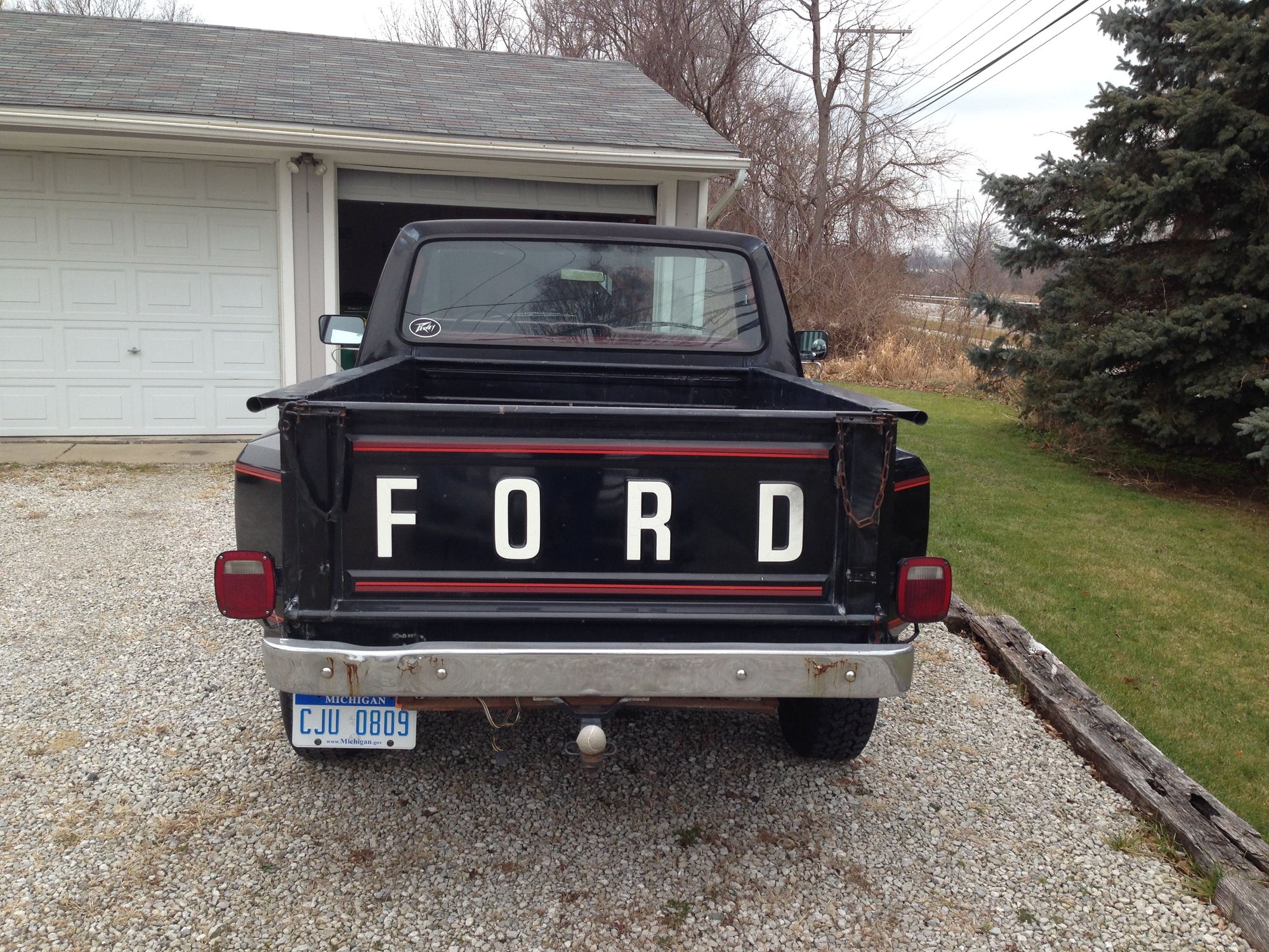 I bought this 84 Stepside this week - Ford Truck Enthusiasts Forums
