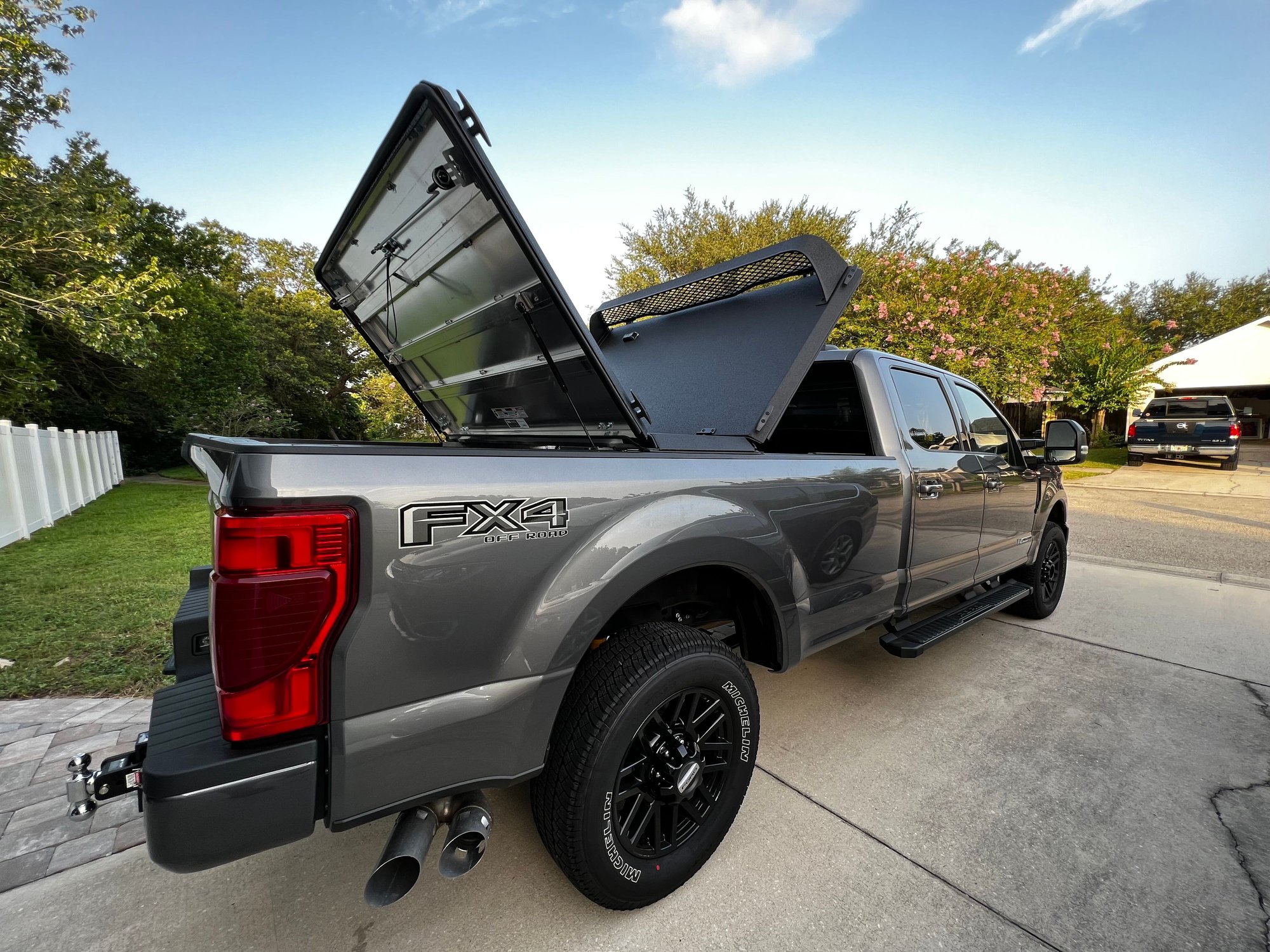 Diamondback HD Bed Cover - Ford Truck Enthusiasts Forums