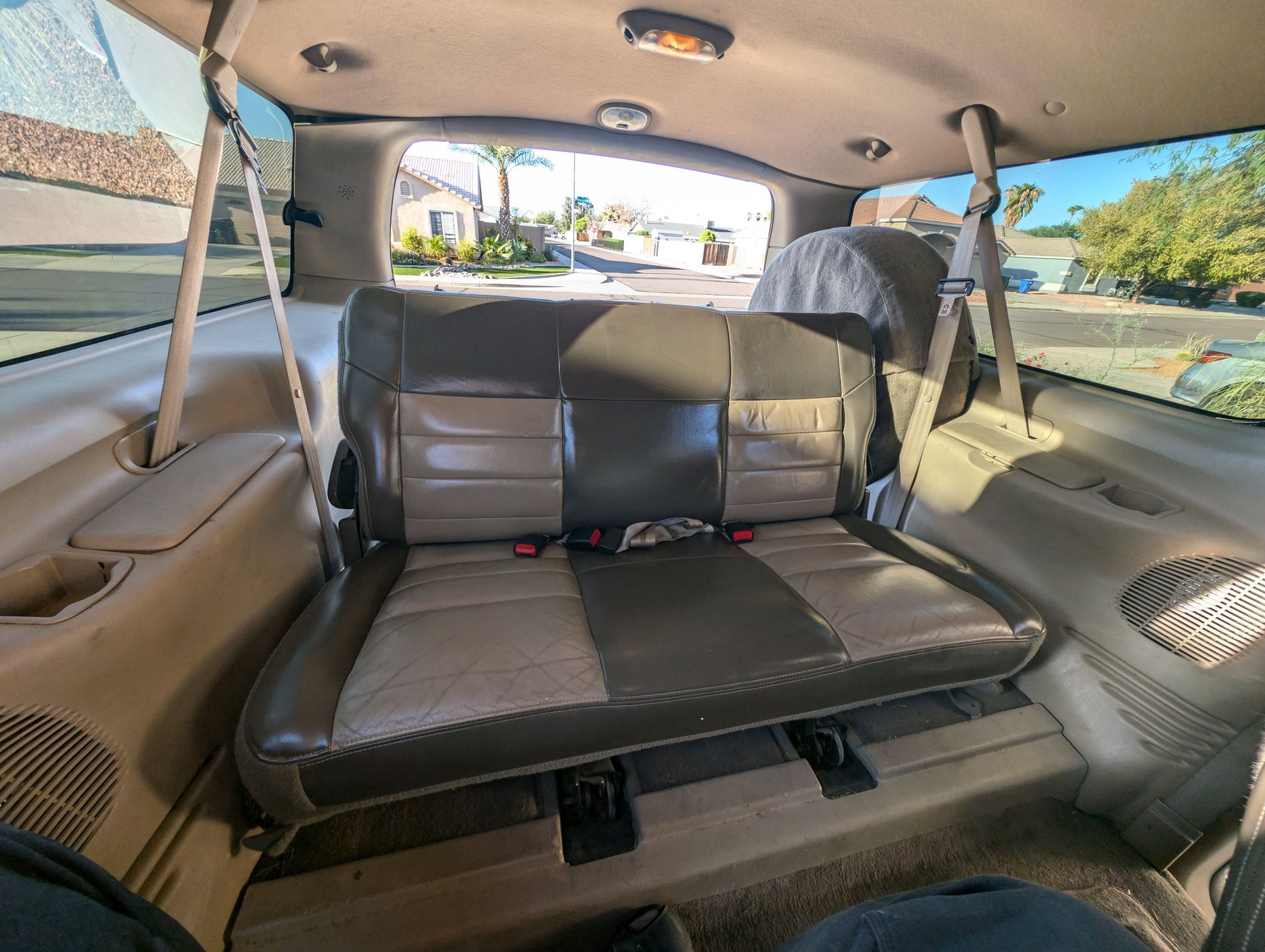 2002 Excursion Limited Leather 3rd-row Bench, Very good condition $600 ...