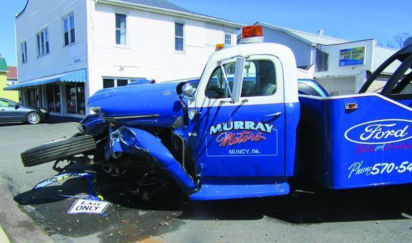 '48 Wrecker damaged in high speed chase - Ford Truck Enthusiasts Forums