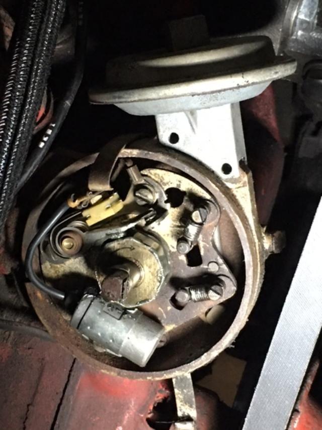 Flathead V8 vacuum advance canister test and replace - Ford Truck ...