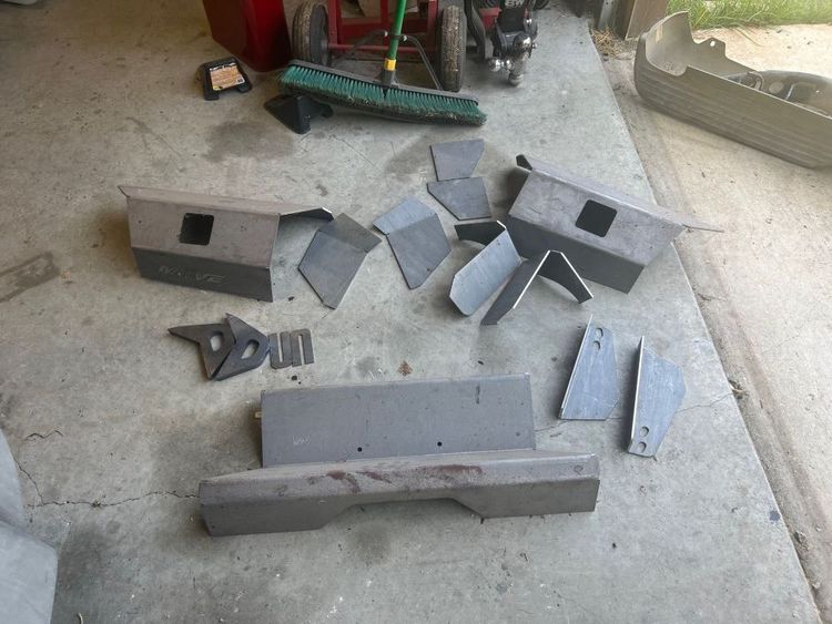 DIY rear bumper with tire carrier - Ford Truck Enthusiasts Forums