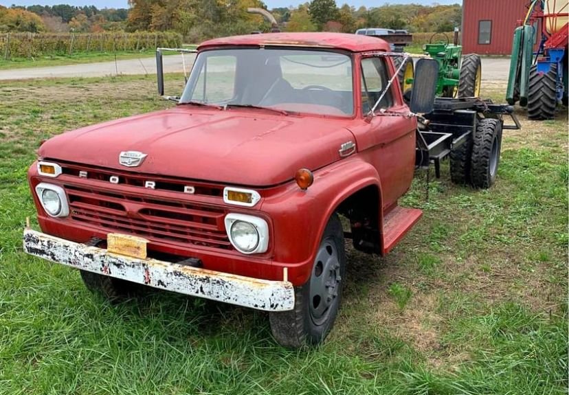 1965 F600 vs f350 cabs - Ford Truck Enthusiasts Forums